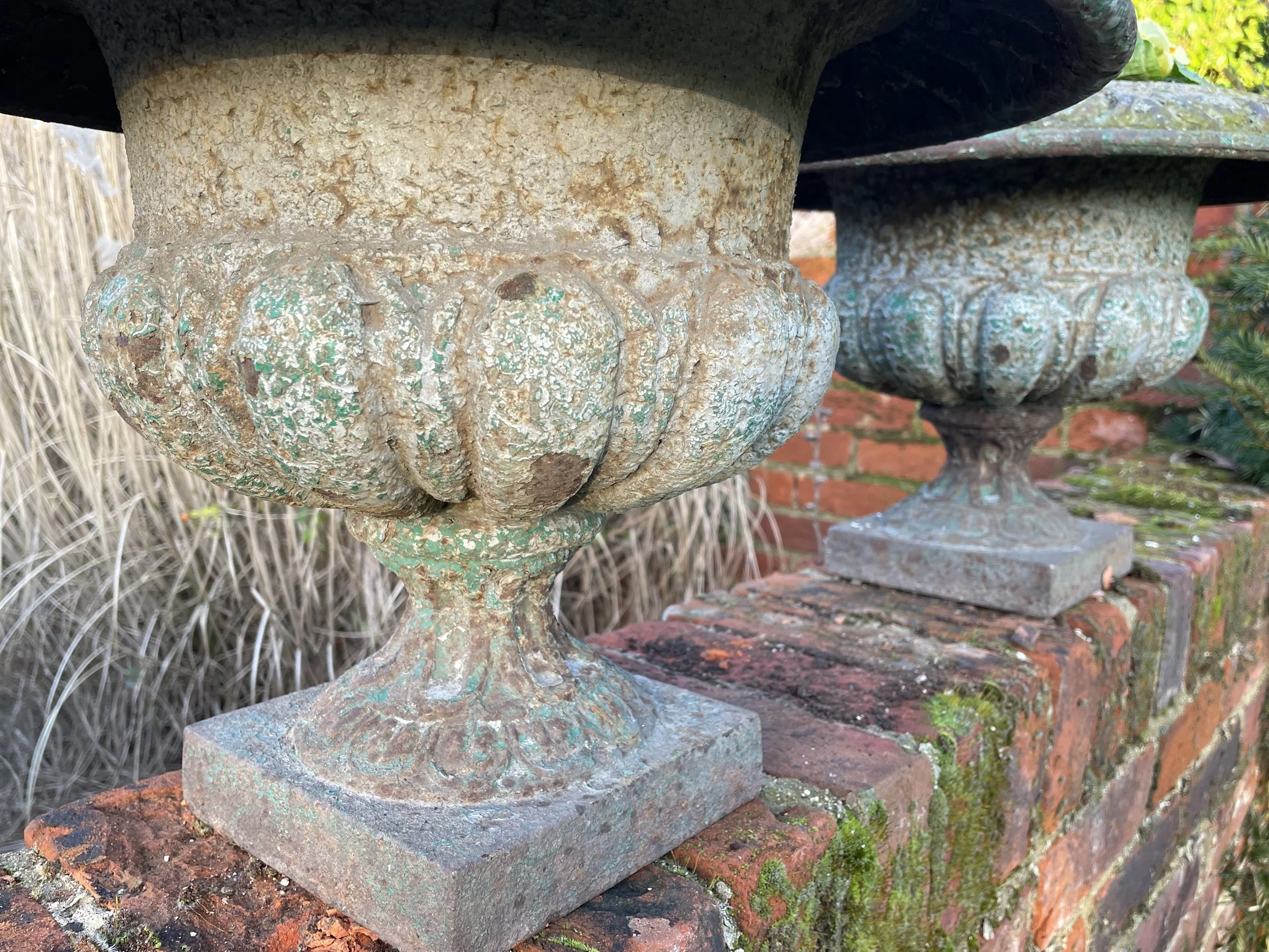 How To Paint Cast Iron Planters at Archie Beamont blog
