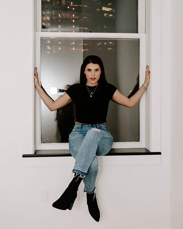 About — Tori Meglio