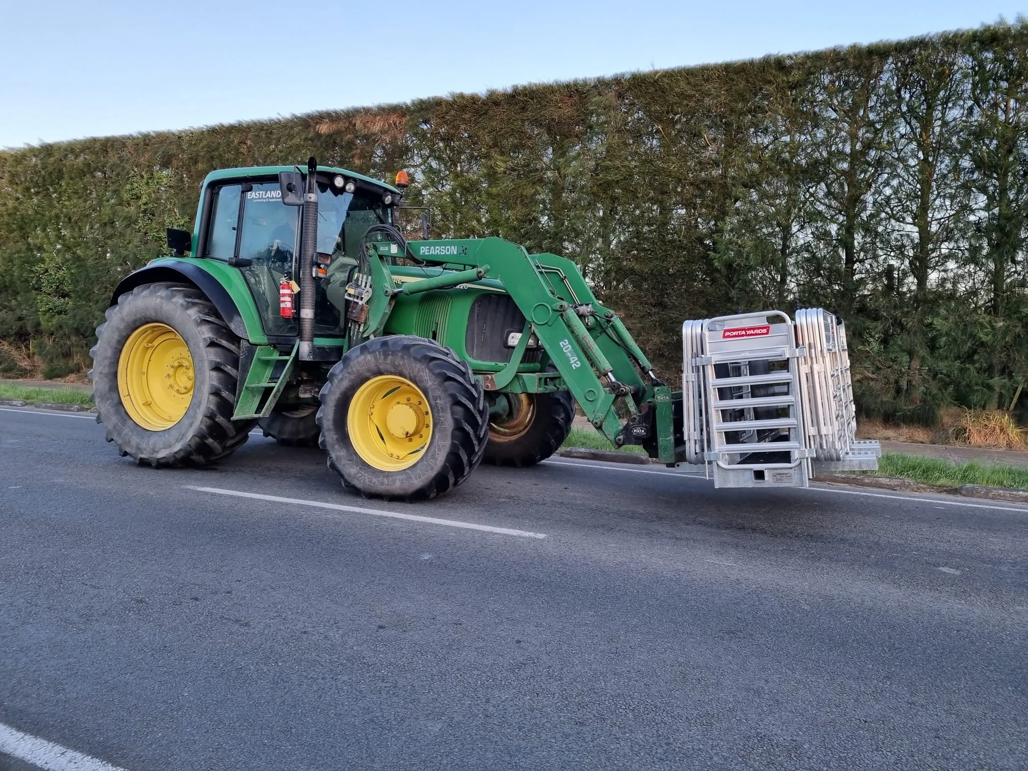 Porta-Yards Mobile Sheep Handling Systems | Forklift System