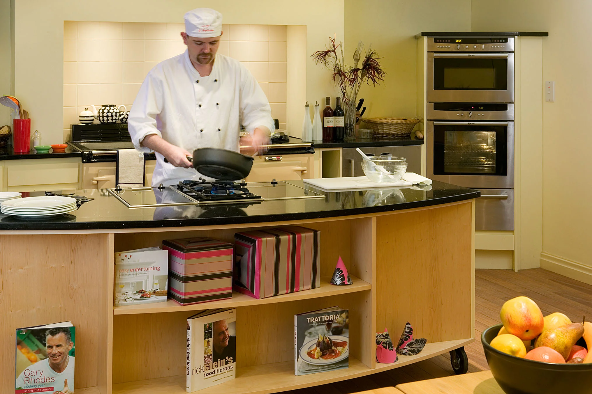 Lucy Cooks — HaighArchitects