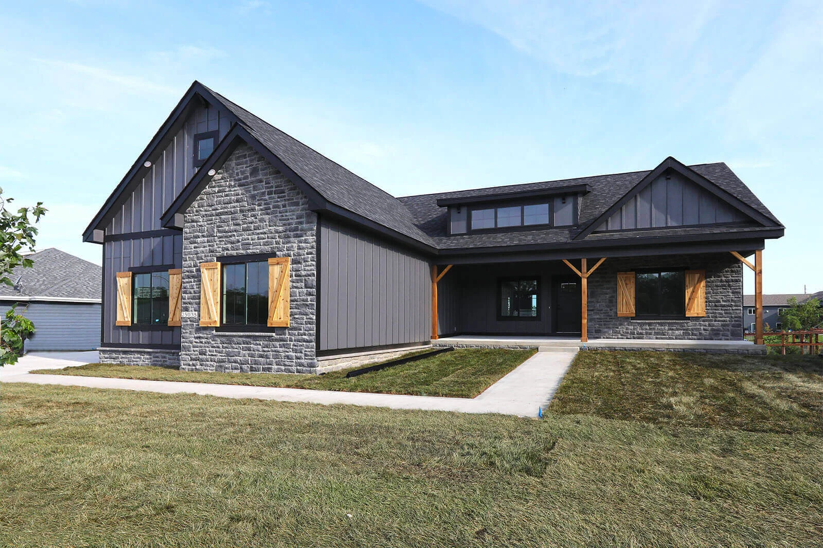 Abbigail Side Load — Brenner Built