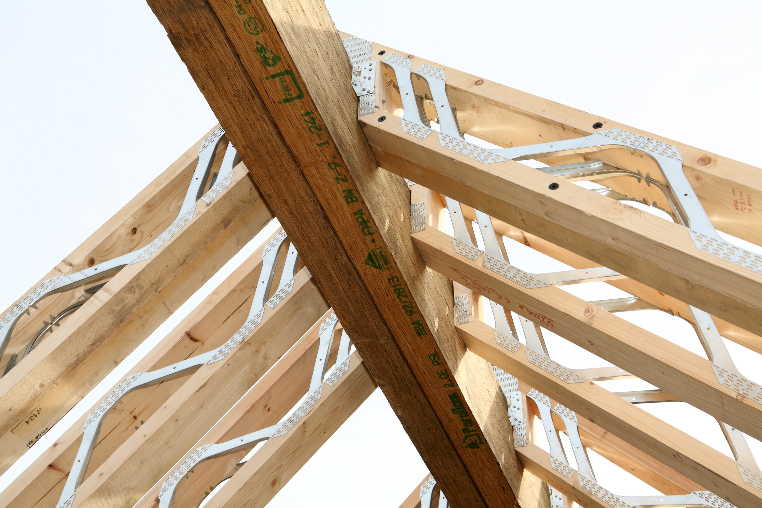 Easi-Joist | Metal web joists — TrussTec Limited
