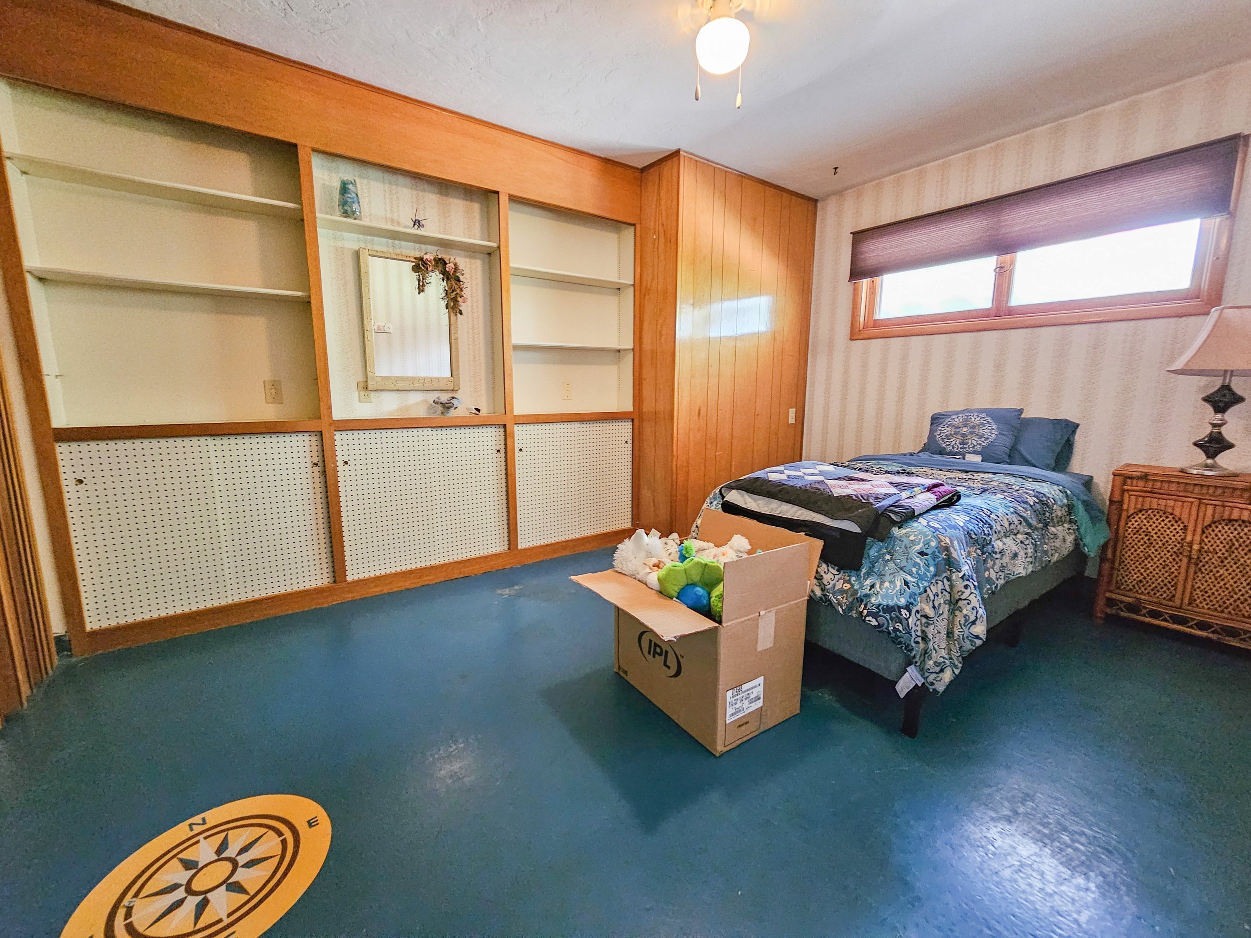 208 Highland Drive ARCO — LP Barnes Real Estate