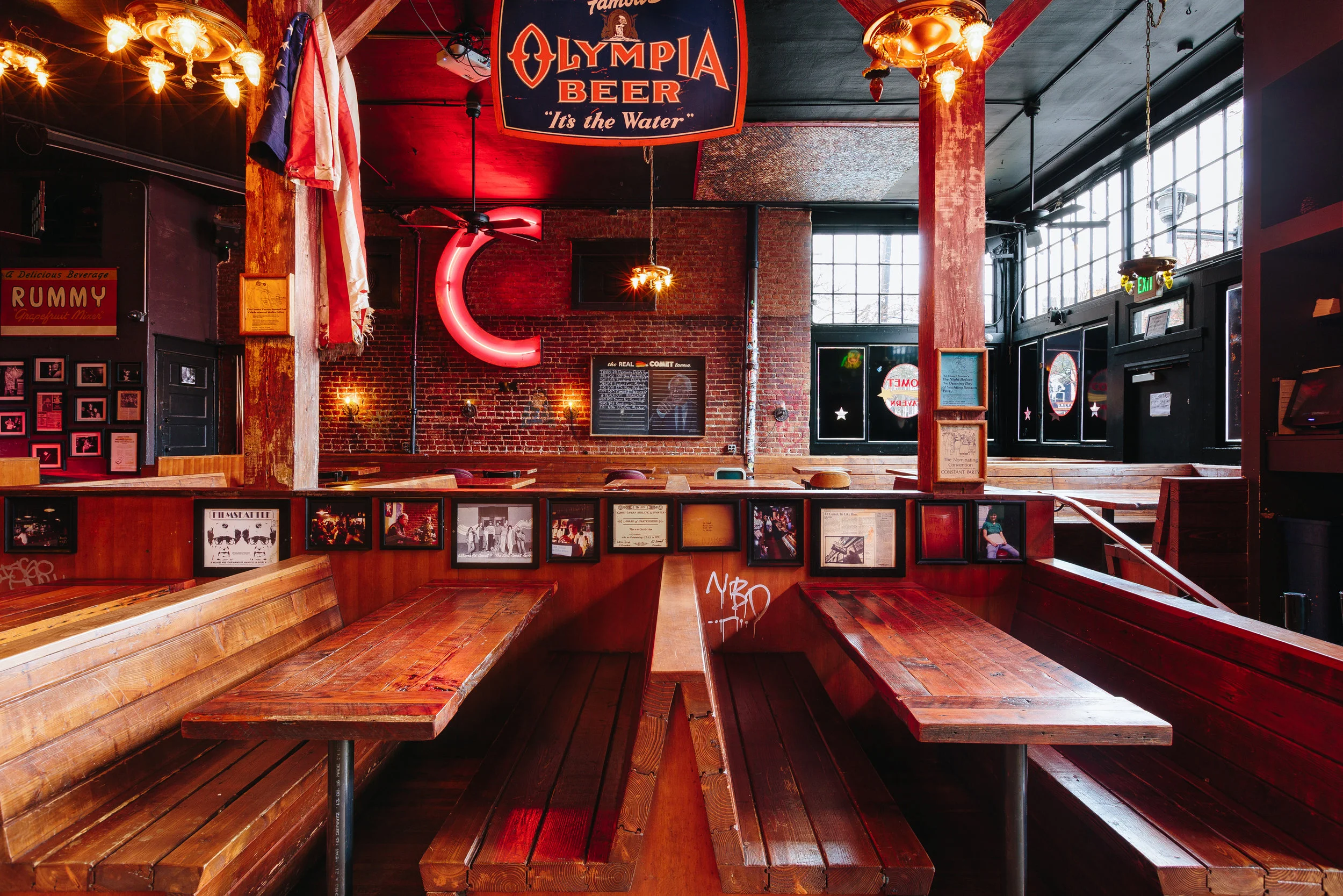 Bar in Capitol Hill | Comet Tavern Seattle