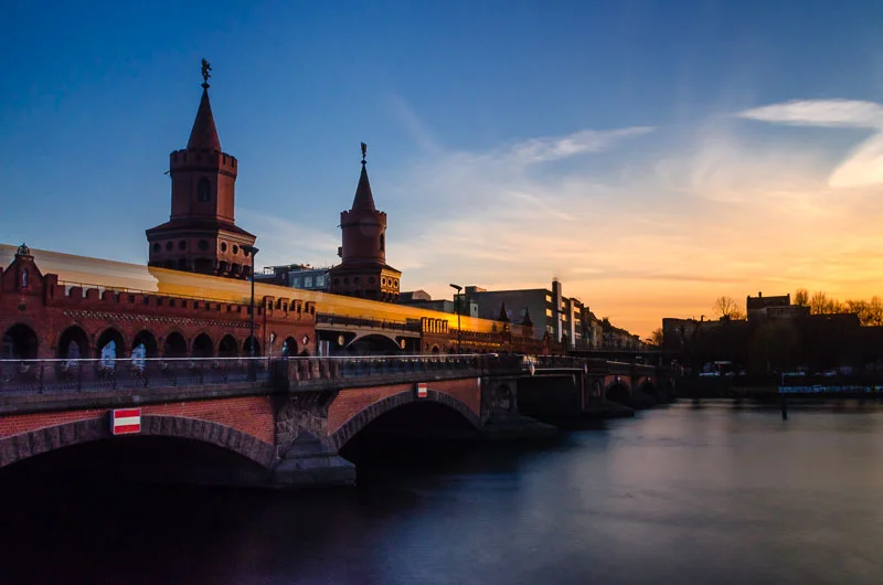 Photographing Oberbaum Bridge – a Guide for Travel Photographers ...