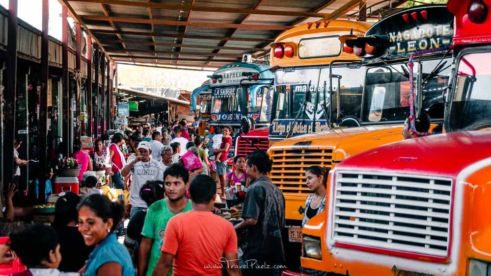 What to expect from a Chicken Bus Ride — TravelPixelz