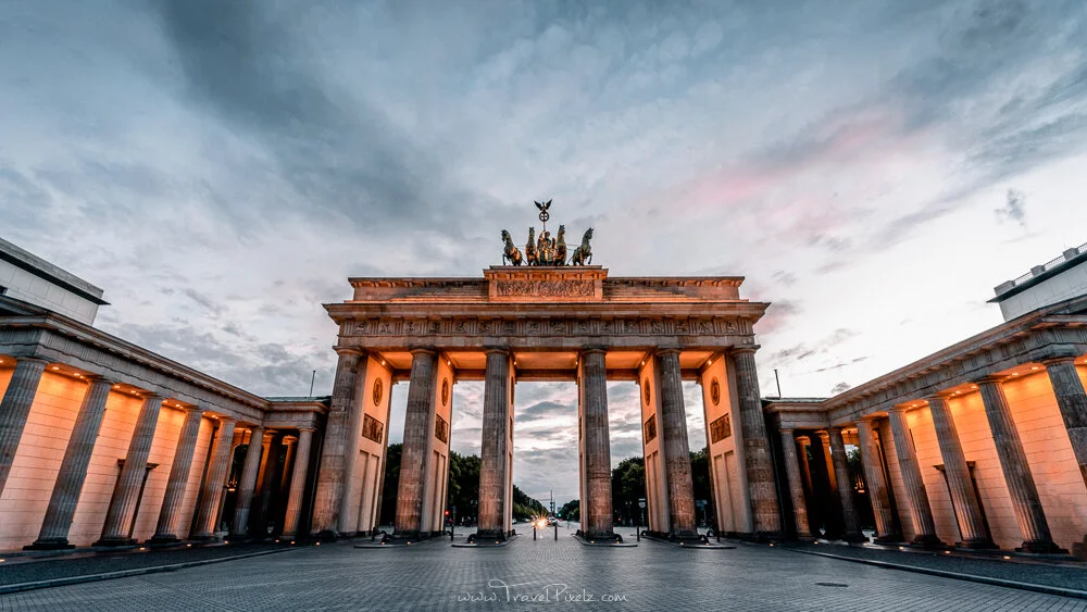 7 Spots to Photograph Brandenburg Gate - A Guide for Travel ...