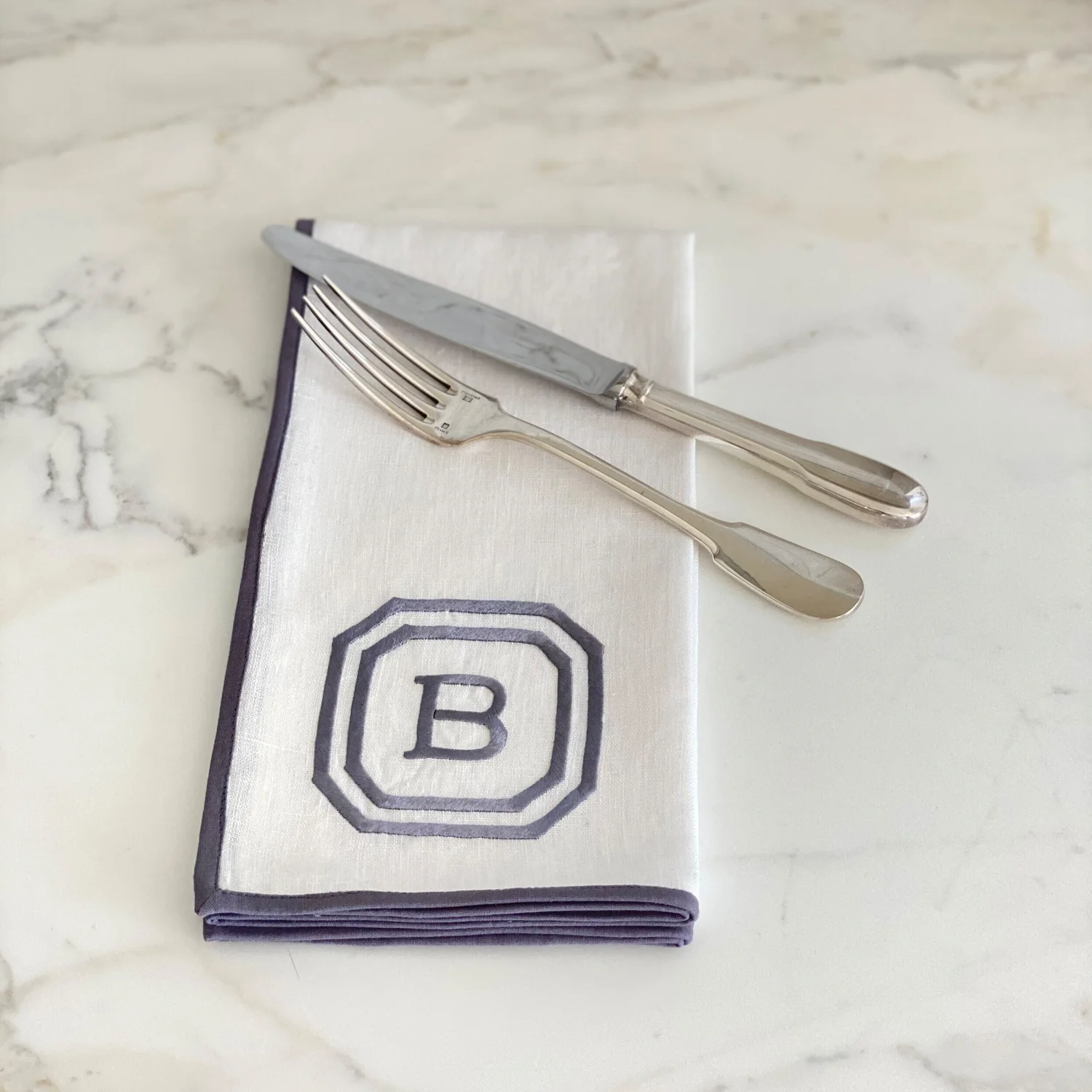 DINNER NAPKINS — Walker Valentine