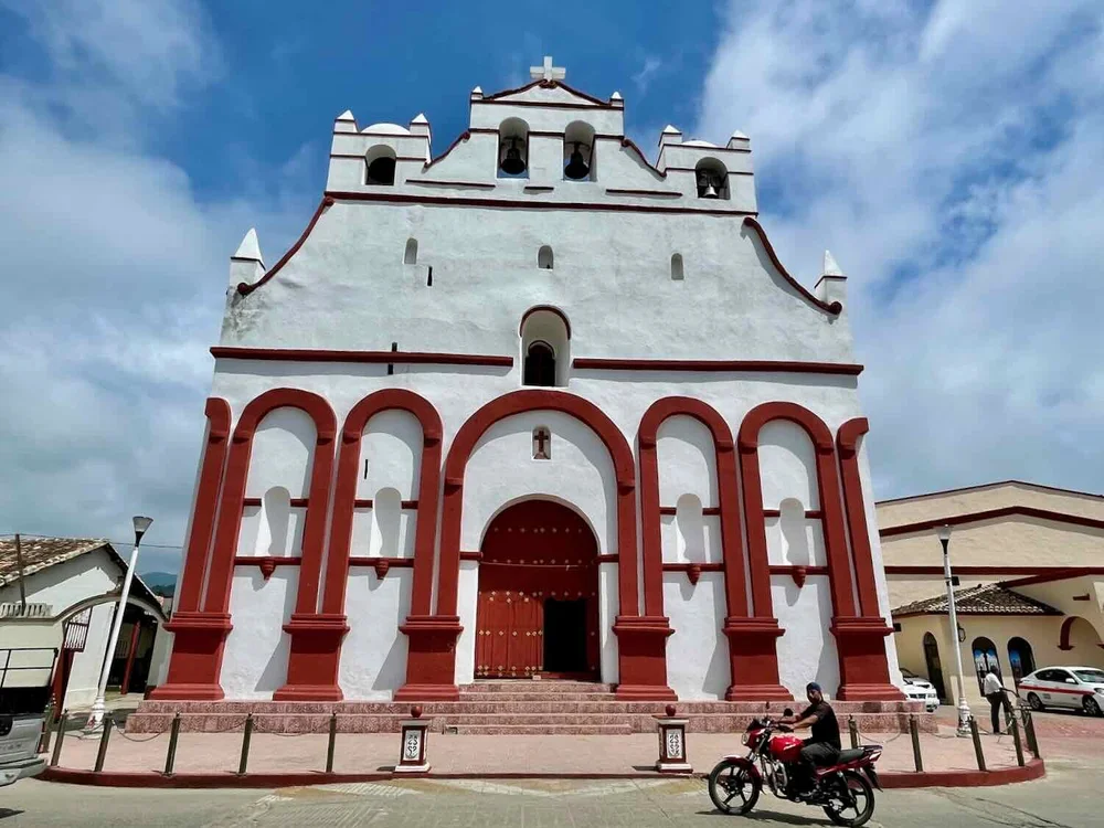 Cycling Into Guatemala: San Cristóbal de las Casas, Mexico to Cuatro Caminos, Guatemala — Pedals ...