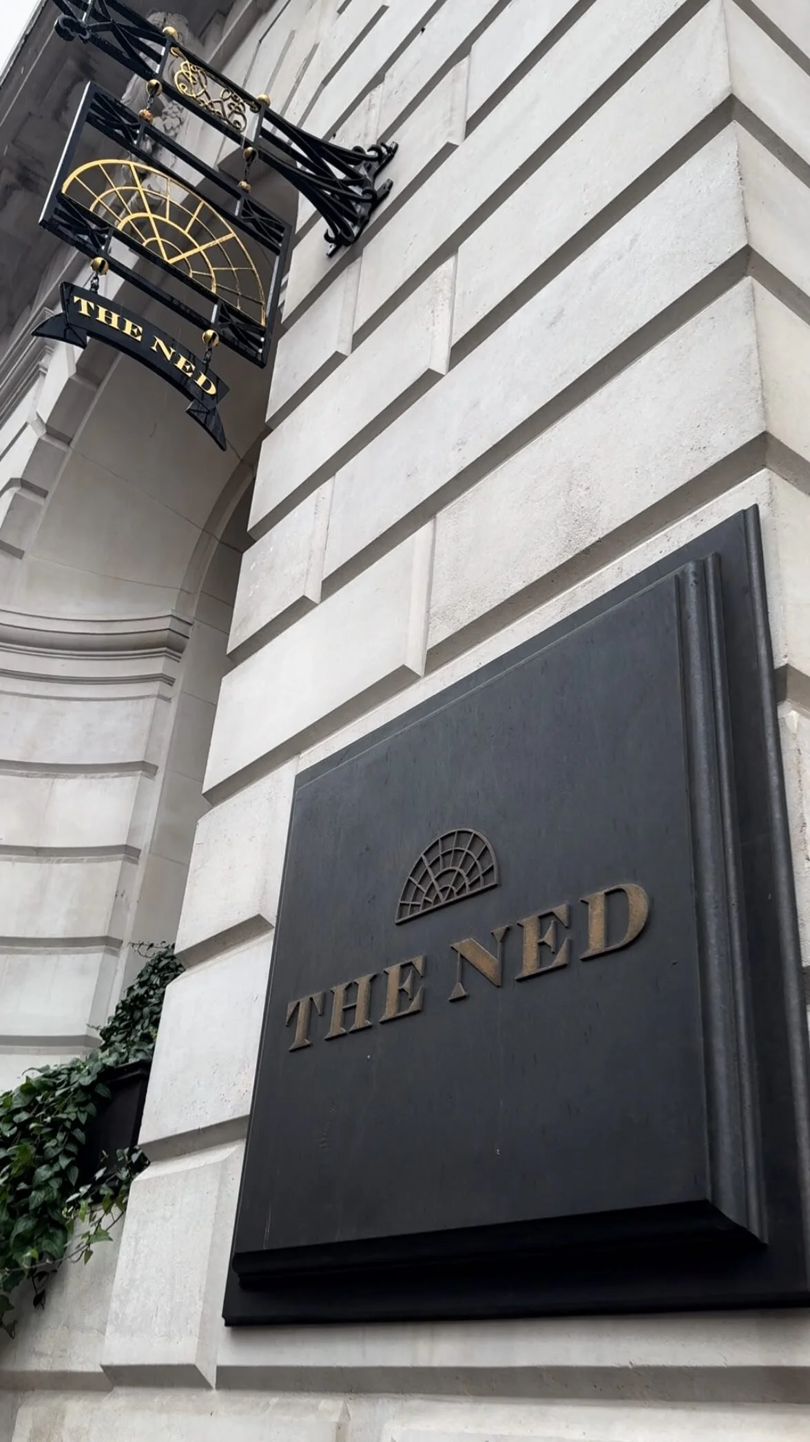 Modern Calligraphy Studio | Ink and Flow