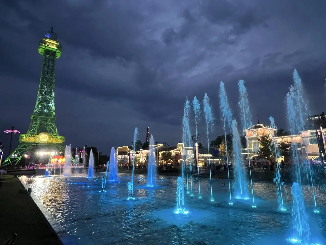 Kings Island Visitor Guide: Attractions and Planning Tips — Park Rovers