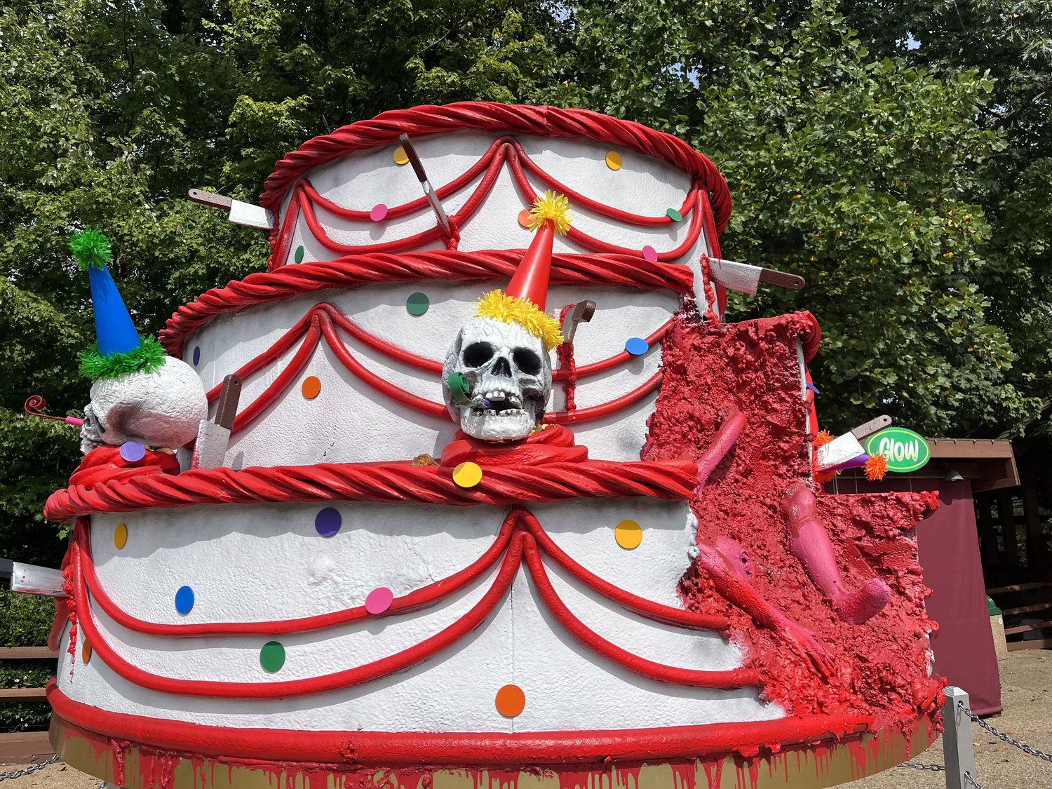 A Comprehensive Guide and Review of Busch Gardens Williamsburg Howl-O ...