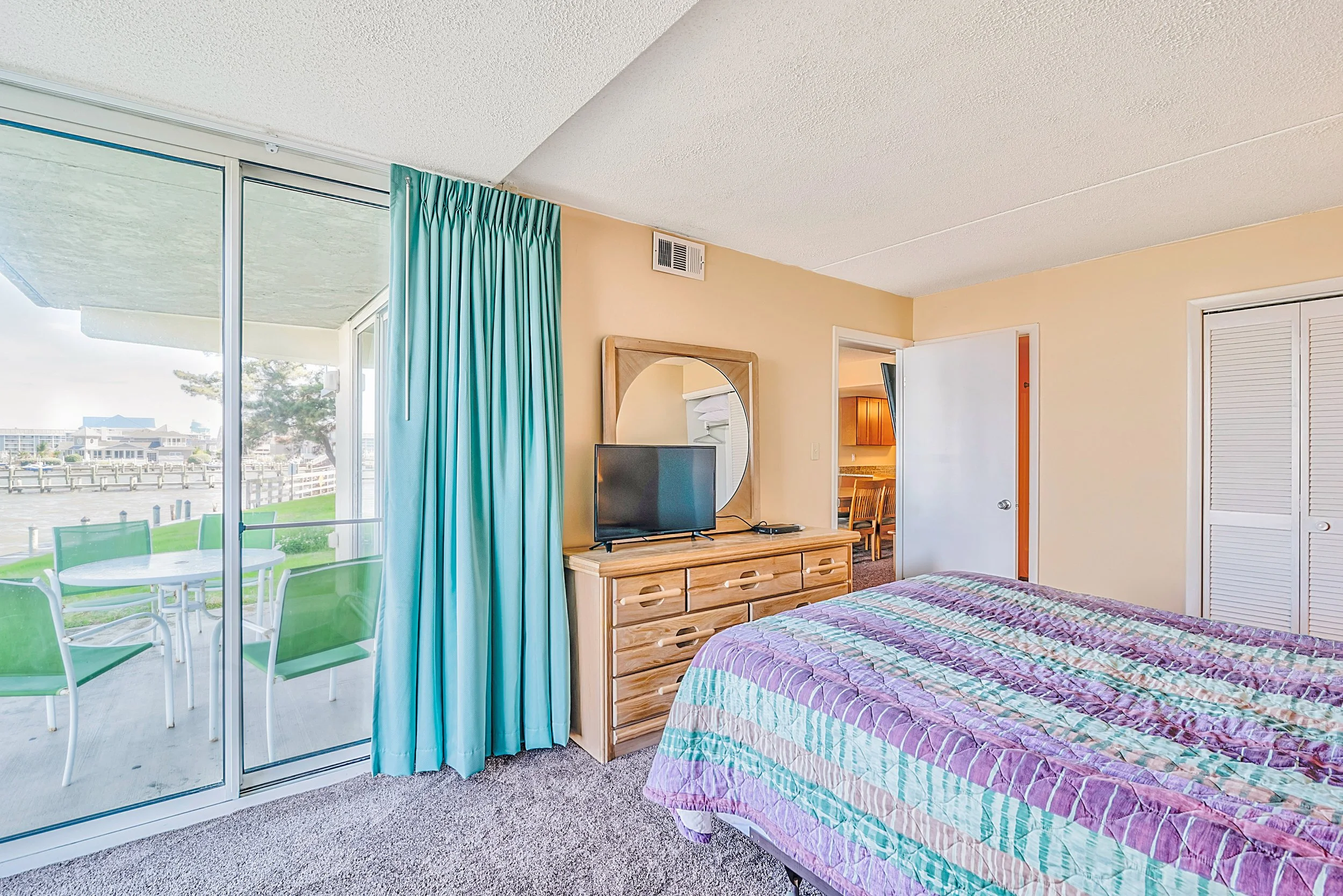 Senior Week 2022 Rentals — Bay Club Resort - Ocean City, MD