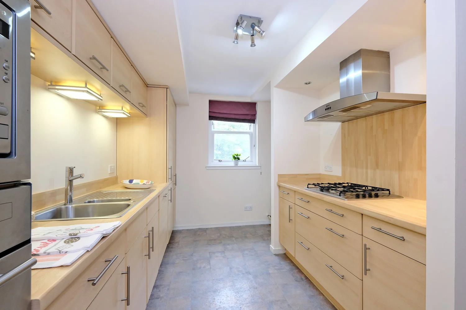 Earls Court, Anderson Drive, Aberdeen — Caroline Walker Property Leasing