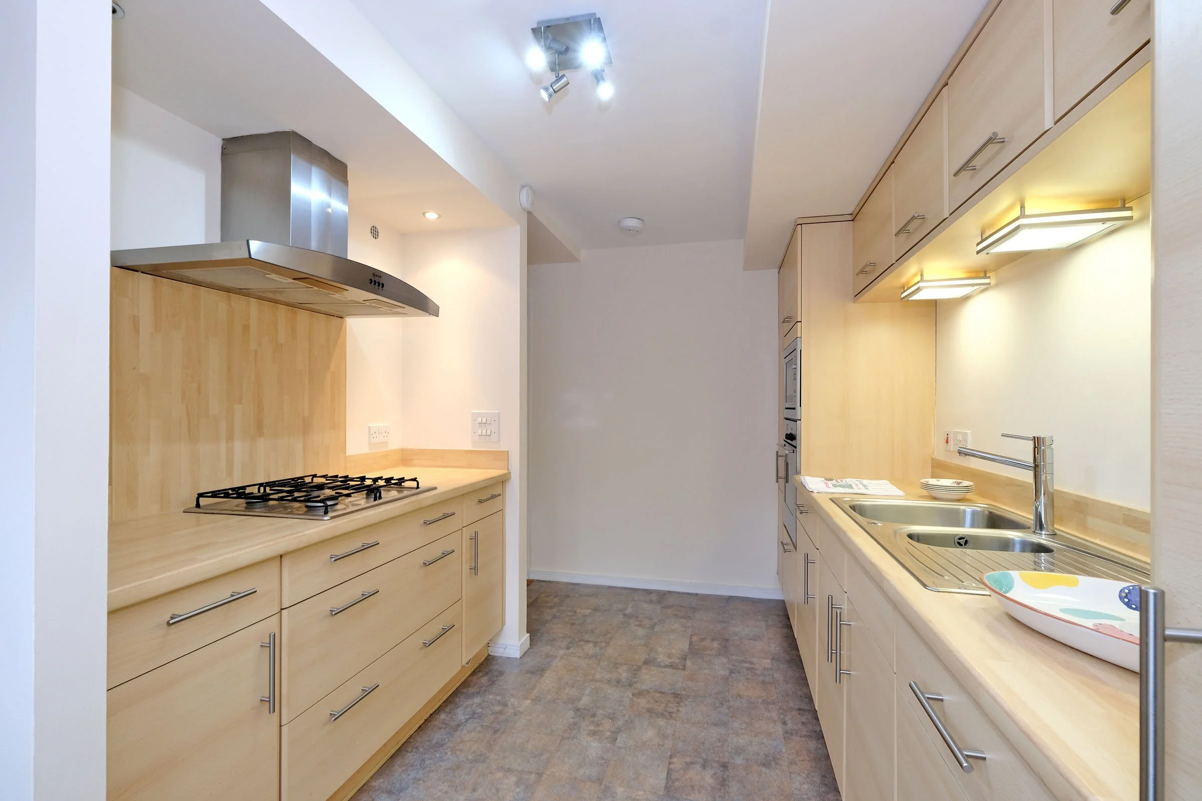 Earls Court, Anderson Drive, Aberdeen — Caroline Walker Property Leasing