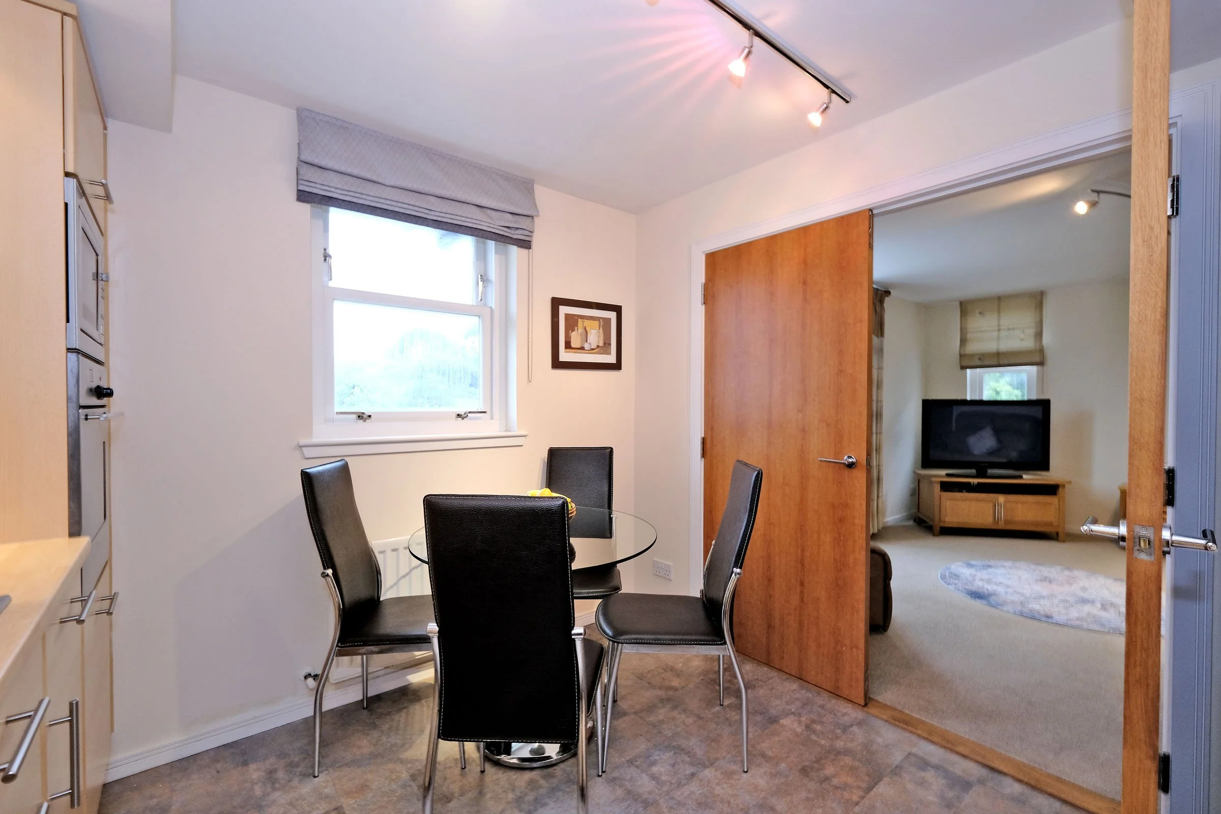 Earls Court, Anderson Drive, Aberdeen — Caroline Walker Property Leasing