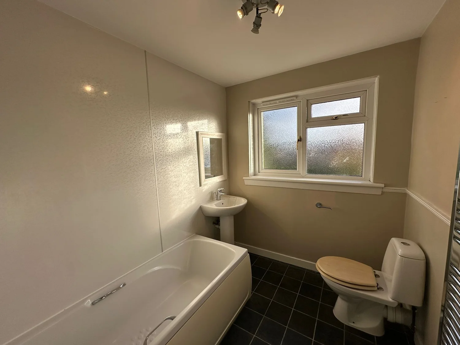 Binghill Road West, Milltimber — Caroline Walker Property Leasing