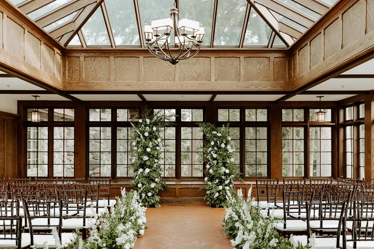 Planning a Wedding at Willowdale Estate — Ashley Olafsson Photography ...