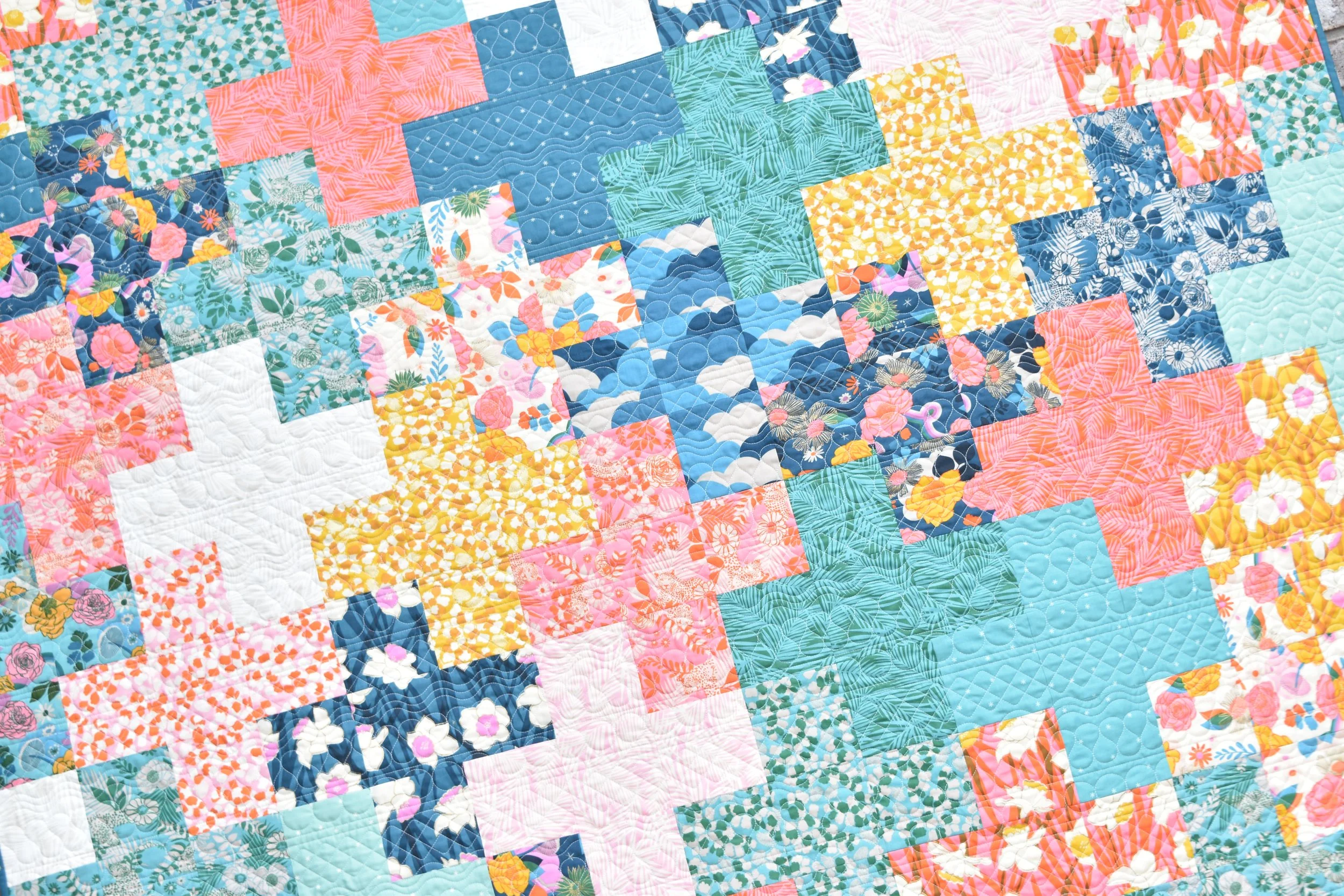 Fat Quarter Plus Quilt Tutorial {perfect for beginners!!} — Material ...