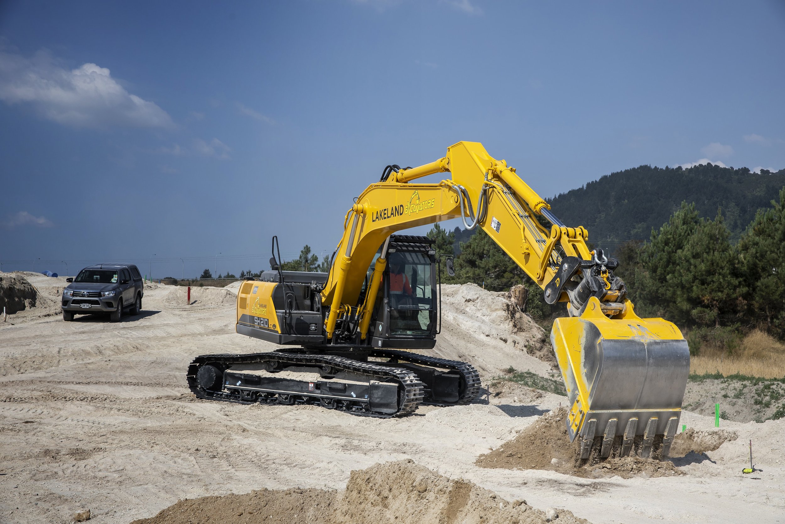 Heavy Equipment Traders