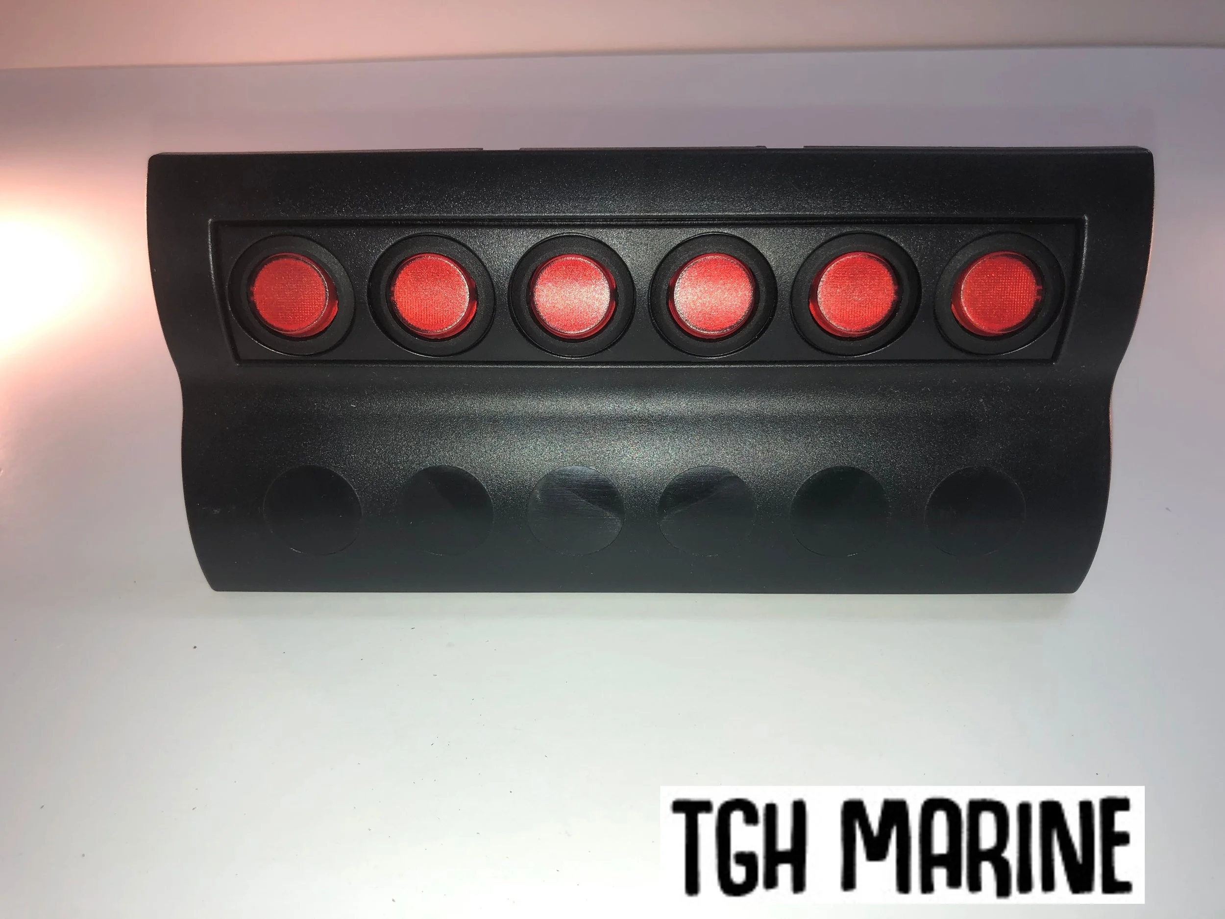 TGH Marine 6 way Switch panel with circuit breakers — Marine and RV ...