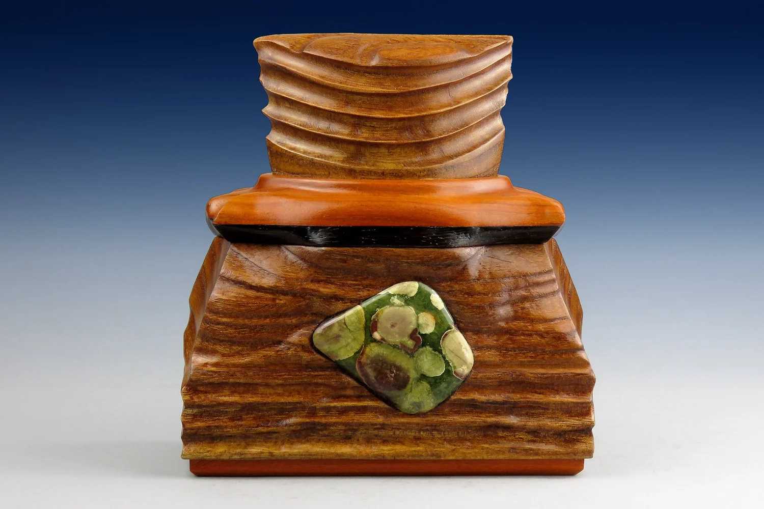 Unusual Handmade Wooden Keepsake Box with Lilypad Jasper — Dead Horse ...