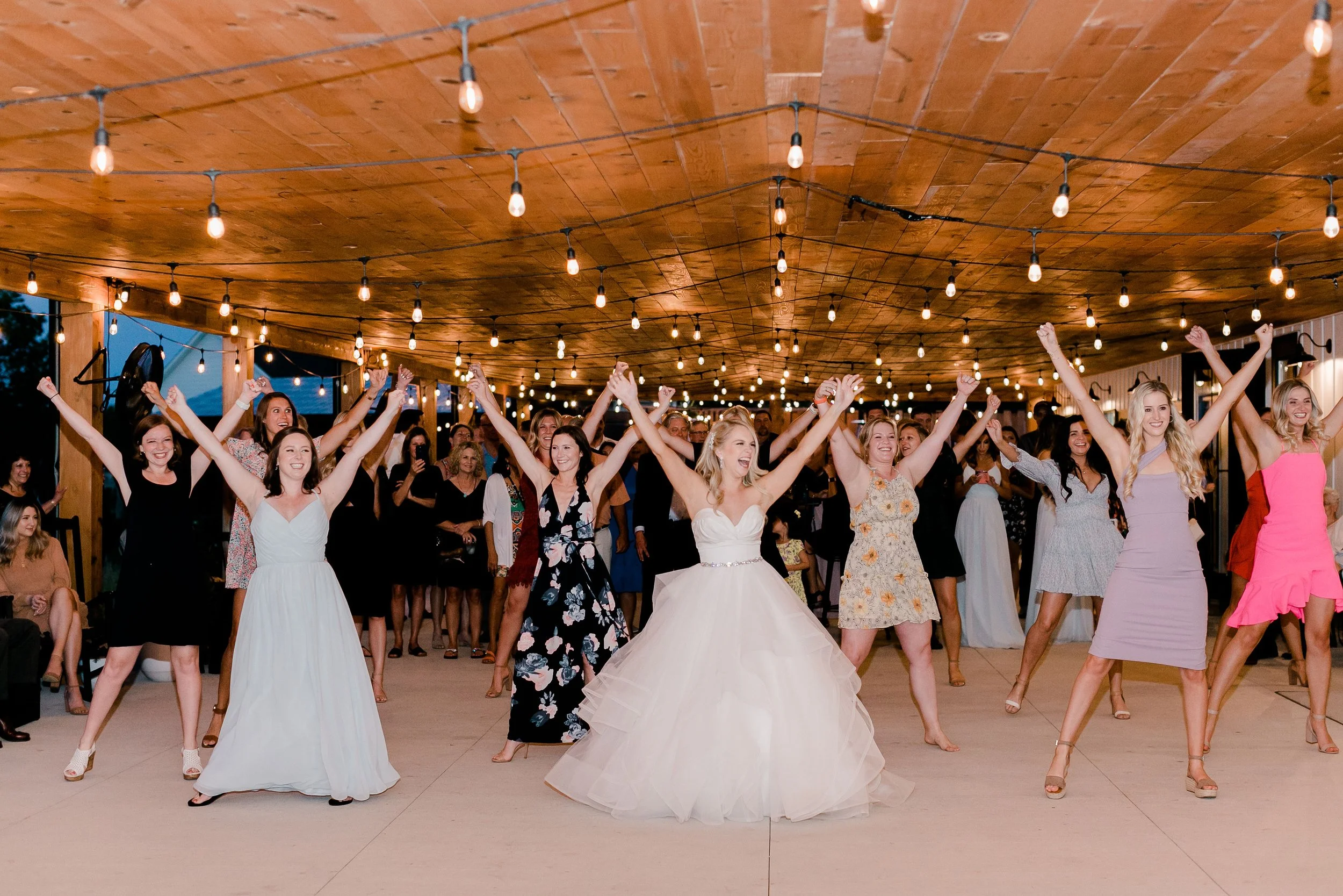 An Indoor-Outdoor Midwest Wedding Venue — Little Lights on the Lane