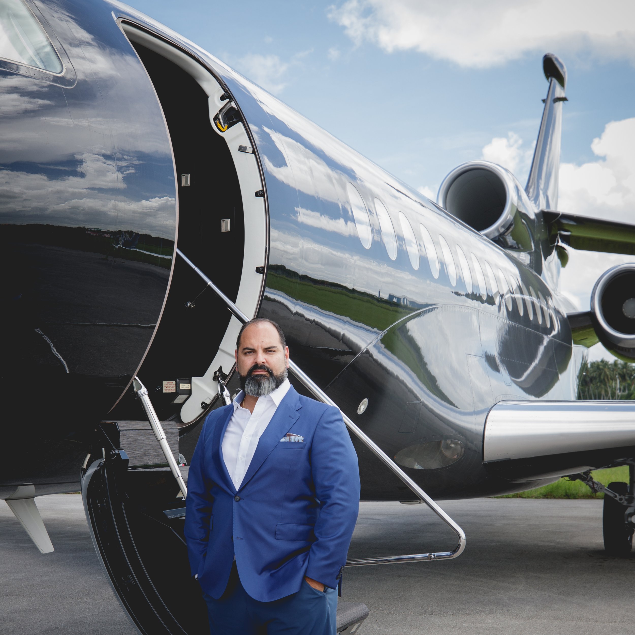 SmartJets | Buying, selling or financing a private jet.
