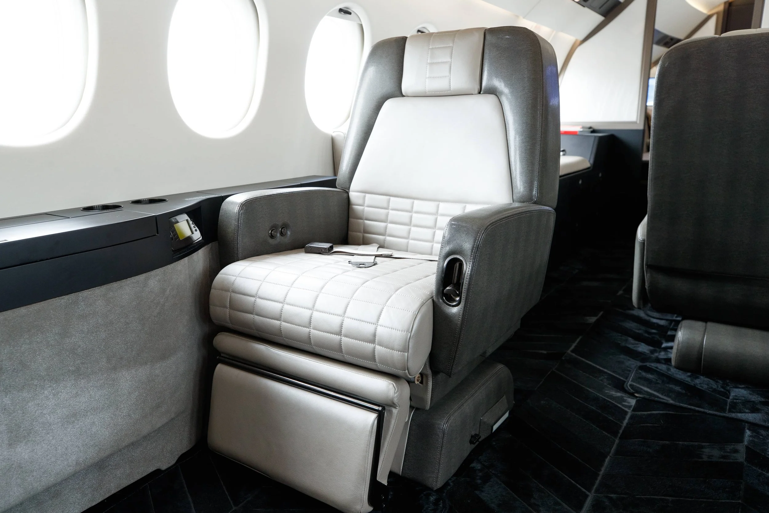 Falcon 900c | SmartJets