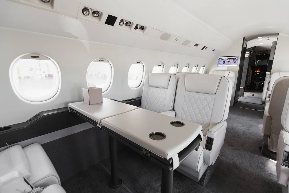 2000 Falcon 2000 | SmartJets