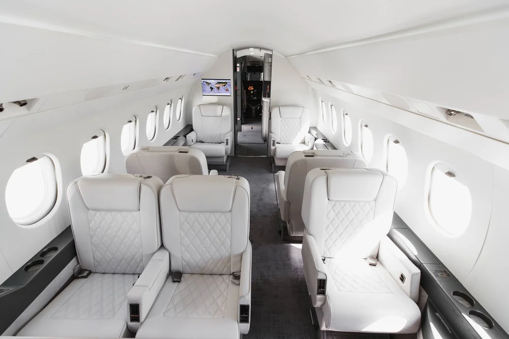 2000 Falcon 2000 | SmartJets