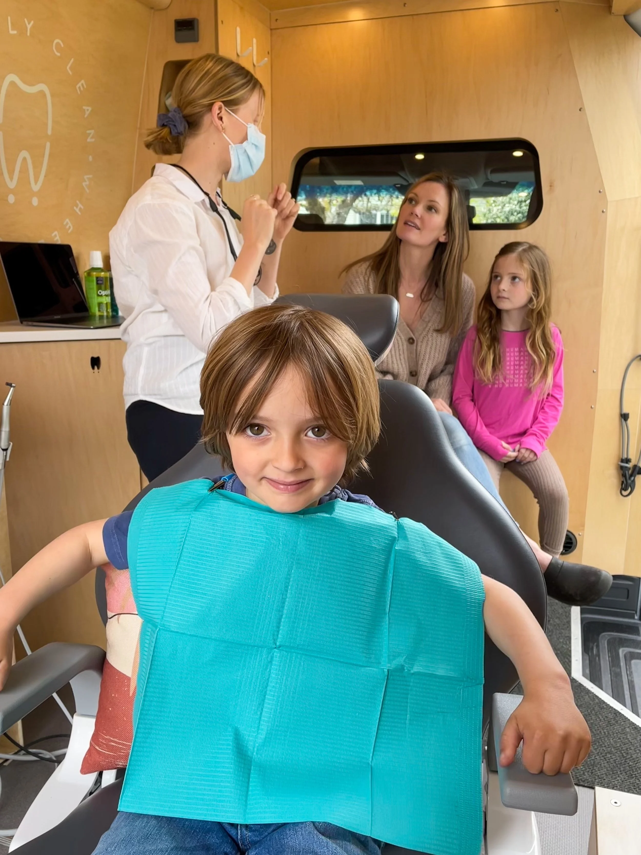 Wheely Clean | Mobile Dental Hygiene