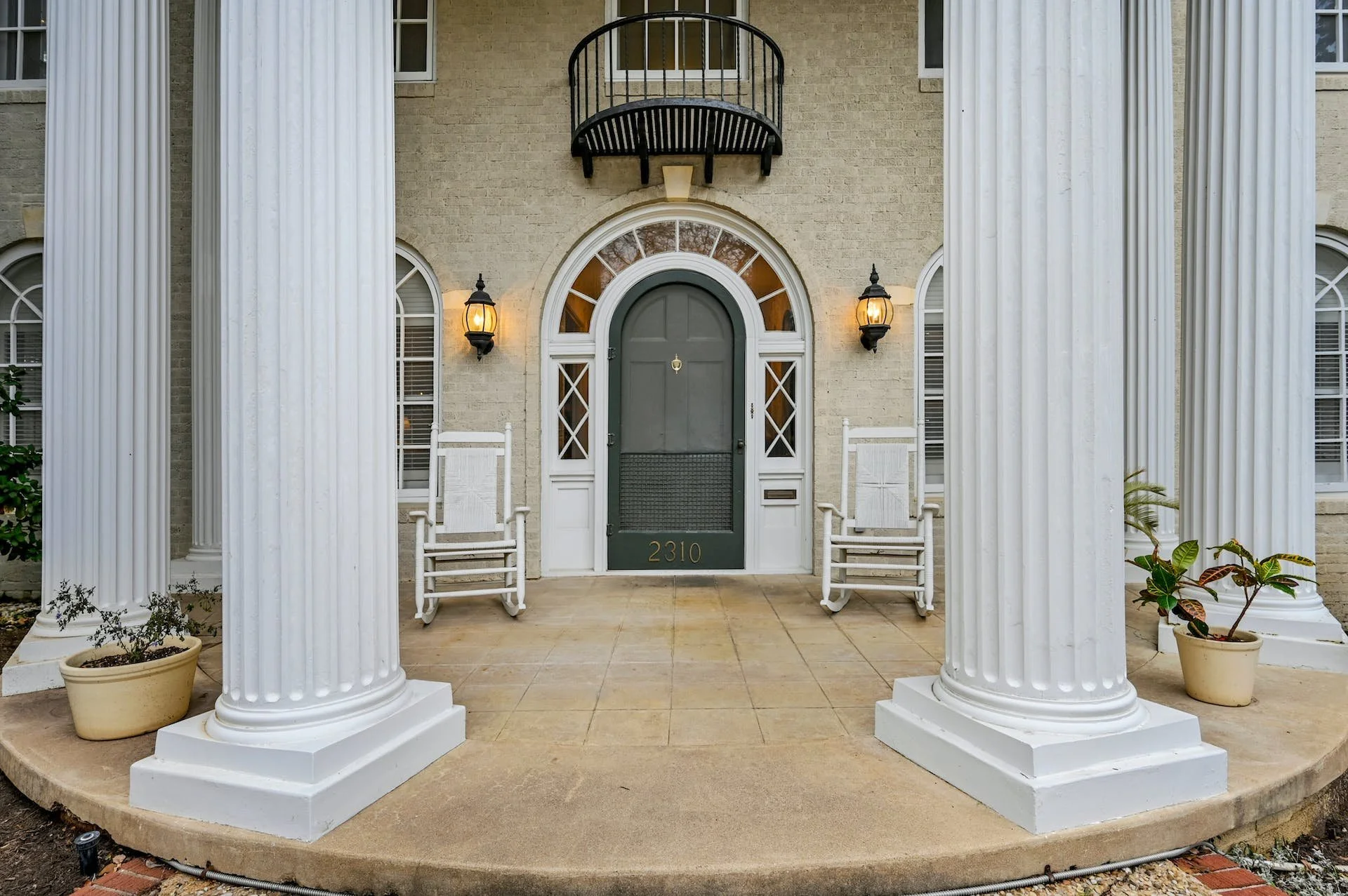 2310 Windsor Road — Nicole Kessler Group