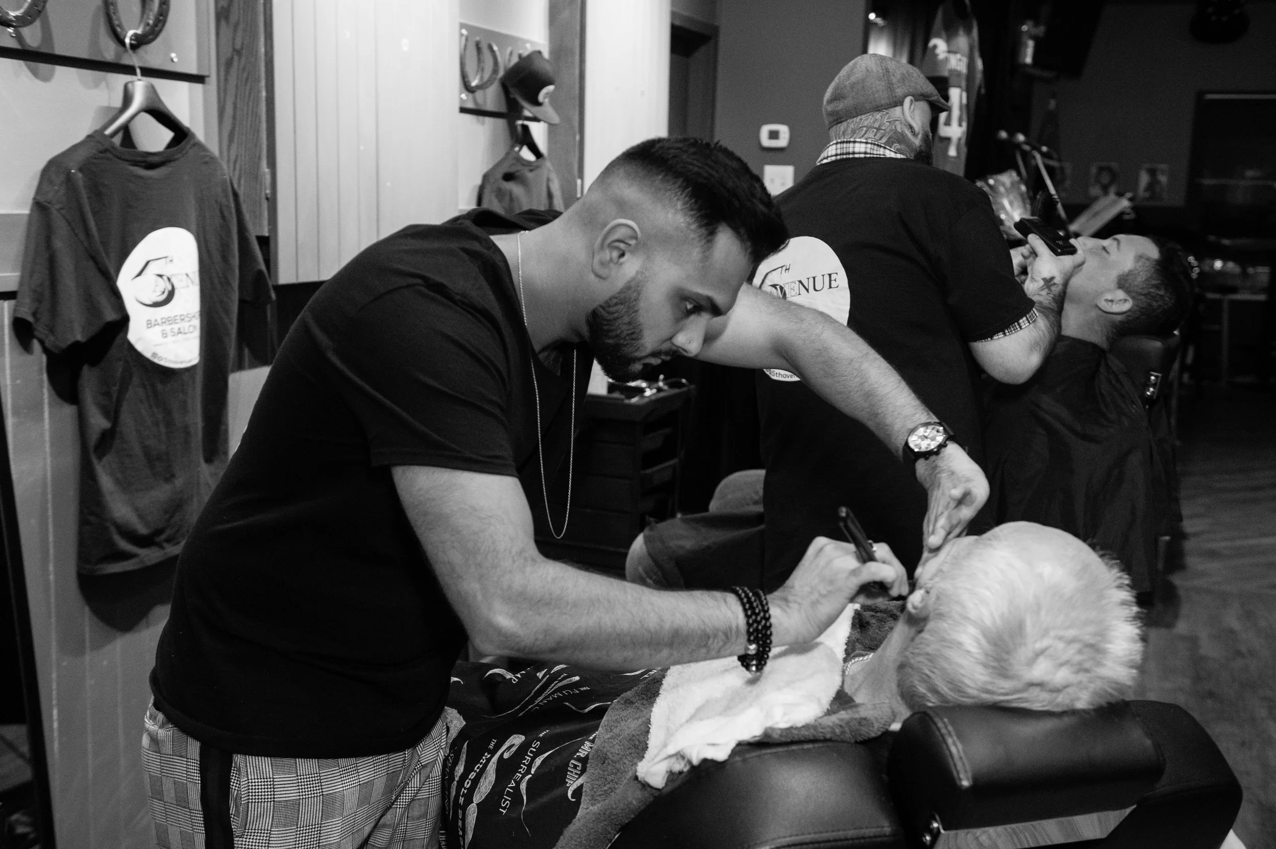 5th Avenue Barbershop & Salon