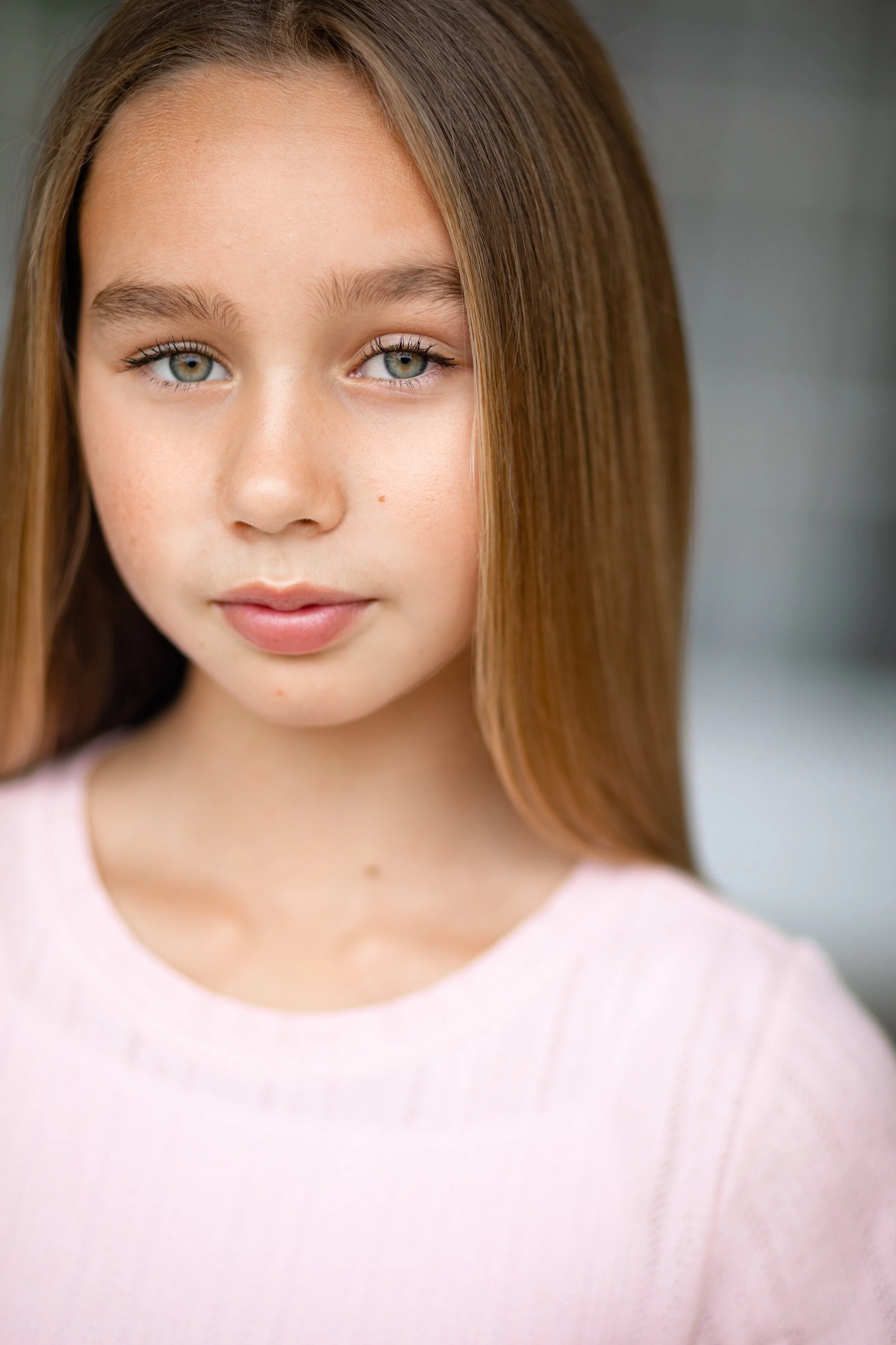 Julia Corcelle — Presence