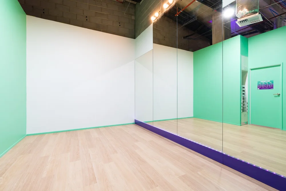 Hire our beautiful Docklands Studio — The MBassy Dance