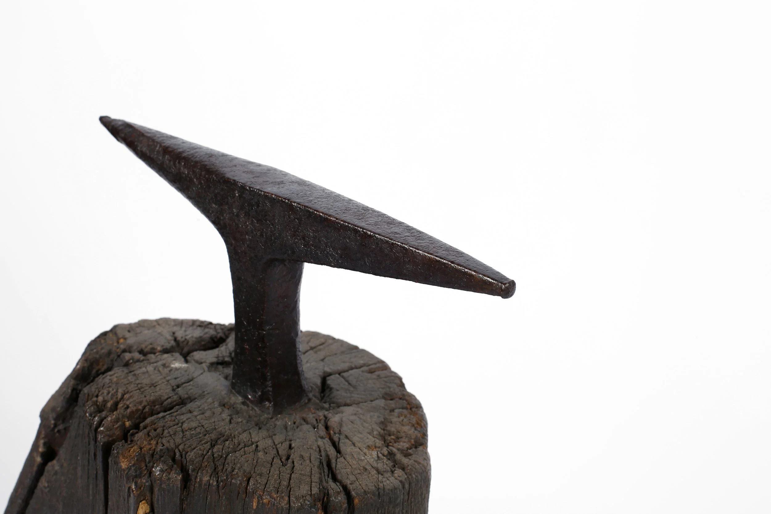 Primitive 19th Century Anvil — Sauce