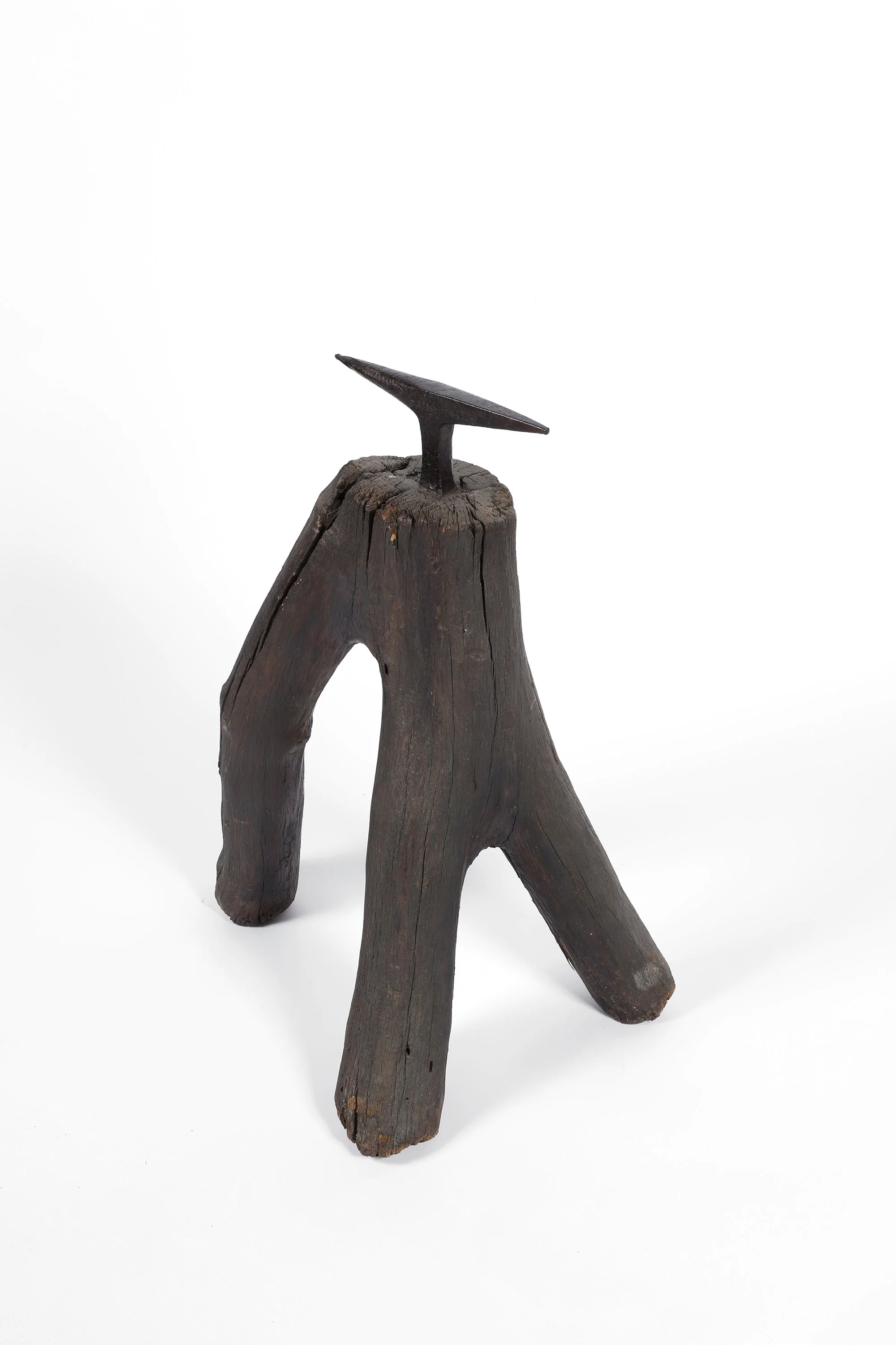 Primitive 19th Century Anvil — Sauce