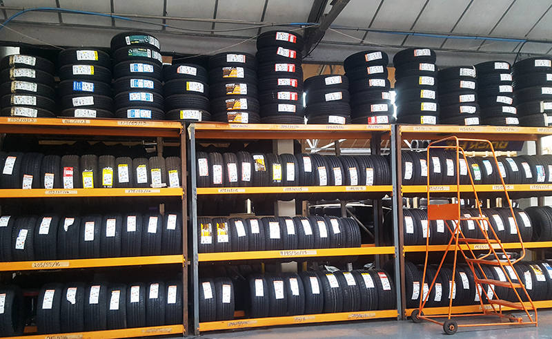 Long Lane Tyres