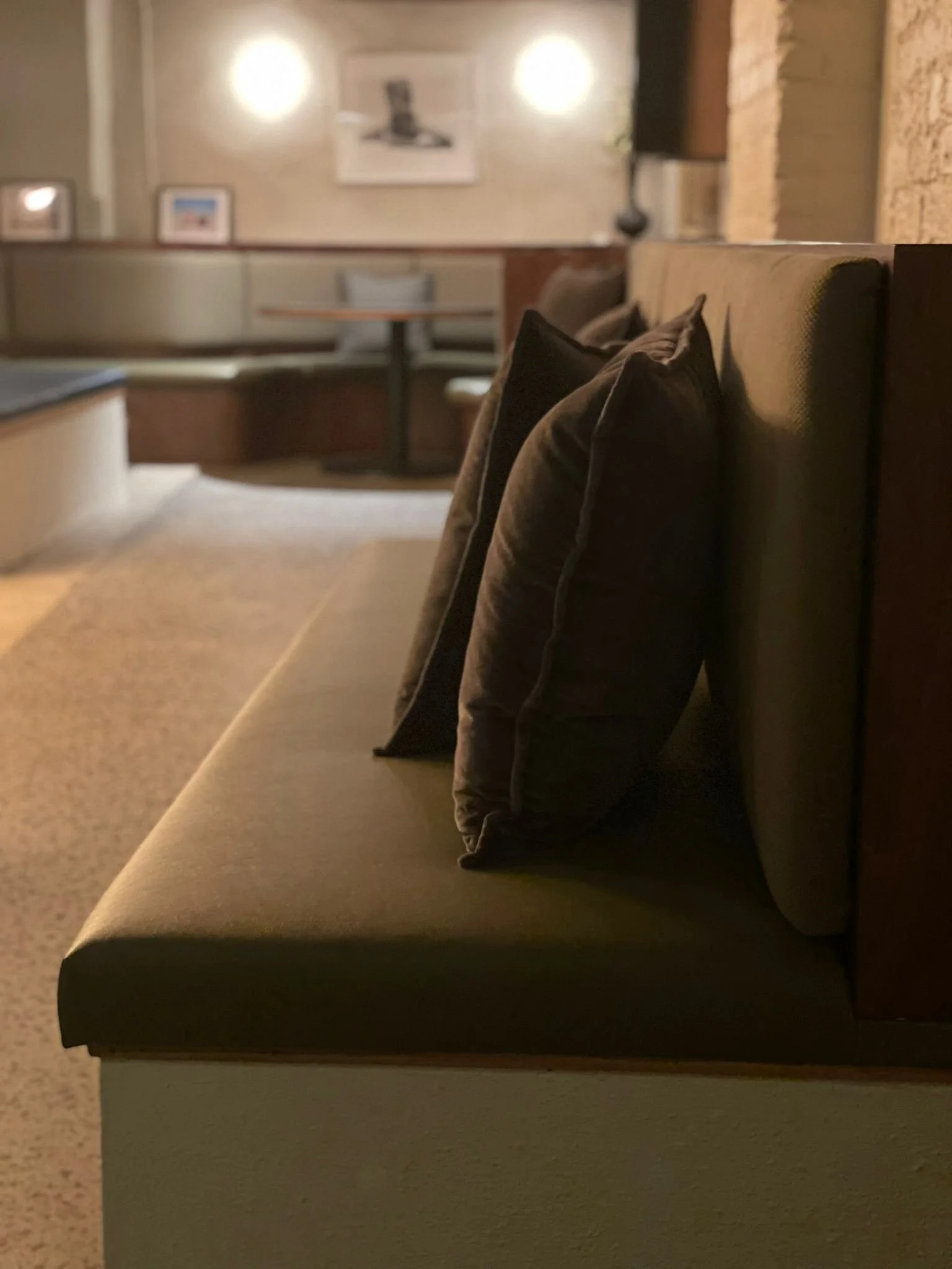 Maximize Restaurant Success: The Importance of Custom Banquettes in ...