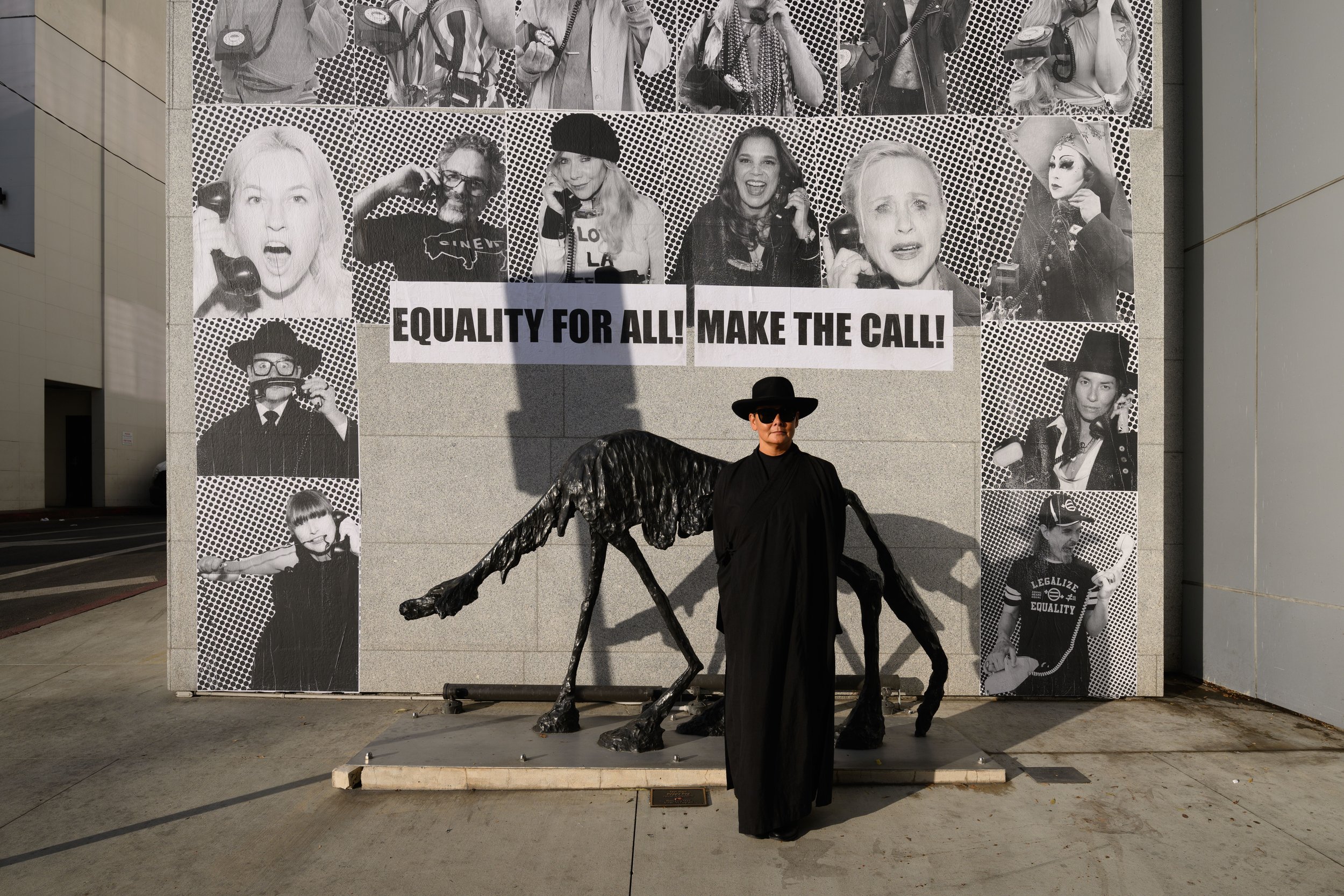 Los Angeles — Average Socialite