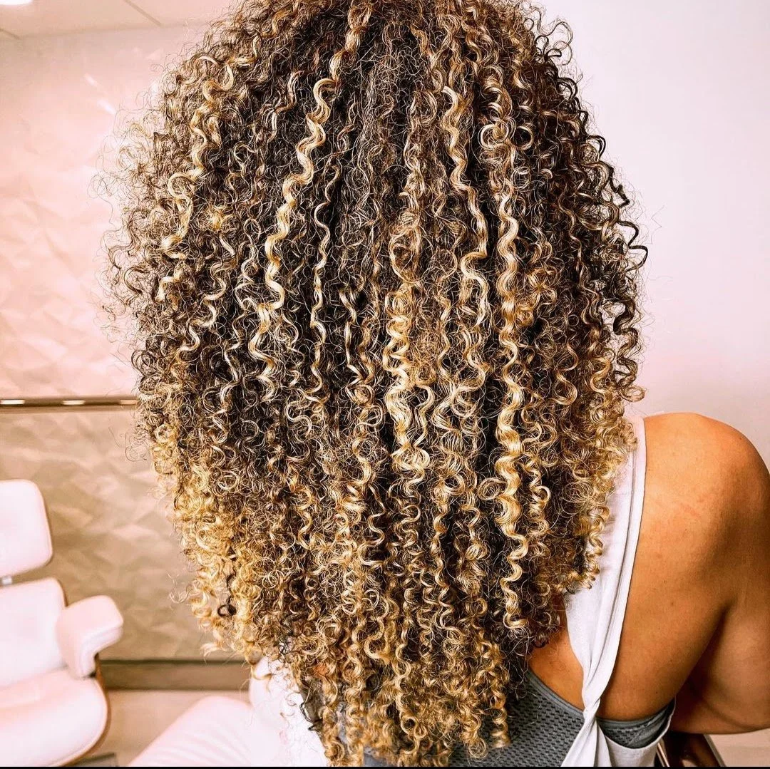 Calling all Curls — Le Petit Salon Curl Concept