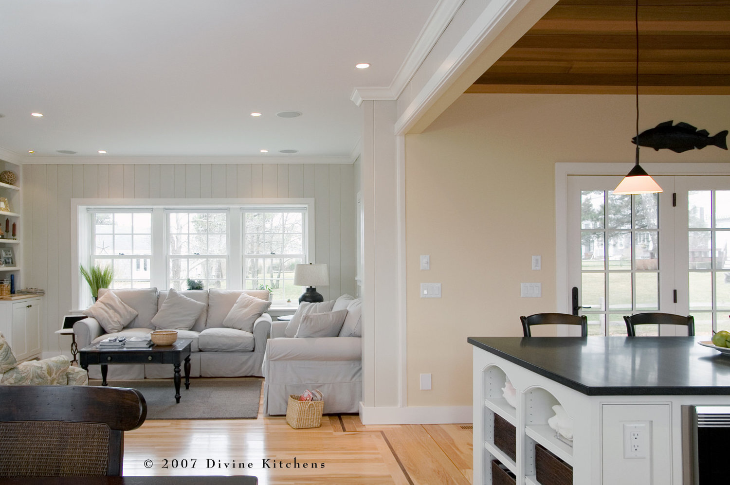 CAPE COD TRANSITIONAL TRADITIONAL KITCHEN BEADBOARD CEILING — Divine ...