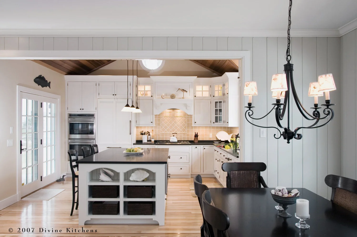 CAPE COD TRANSITIONAL TRADITIONAL KITCHEN BEADBOARD CEILING — Divine ...