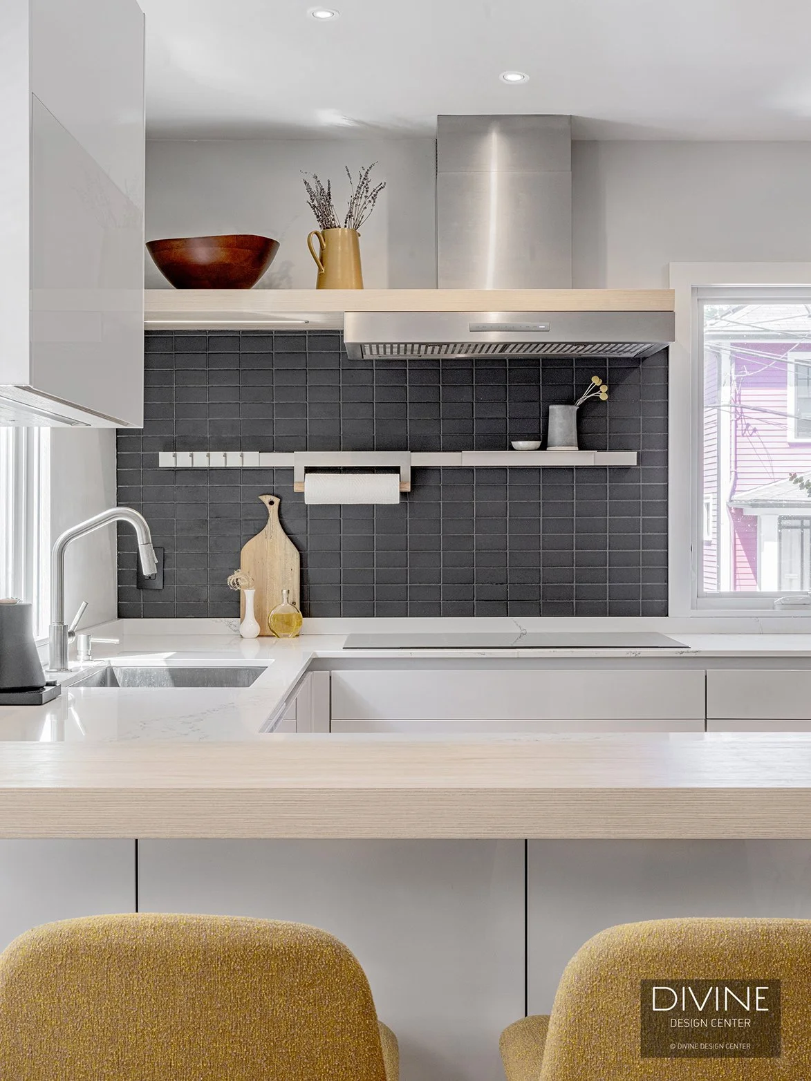 Cambridge Compact Modern Kitchen — Divine Design Center