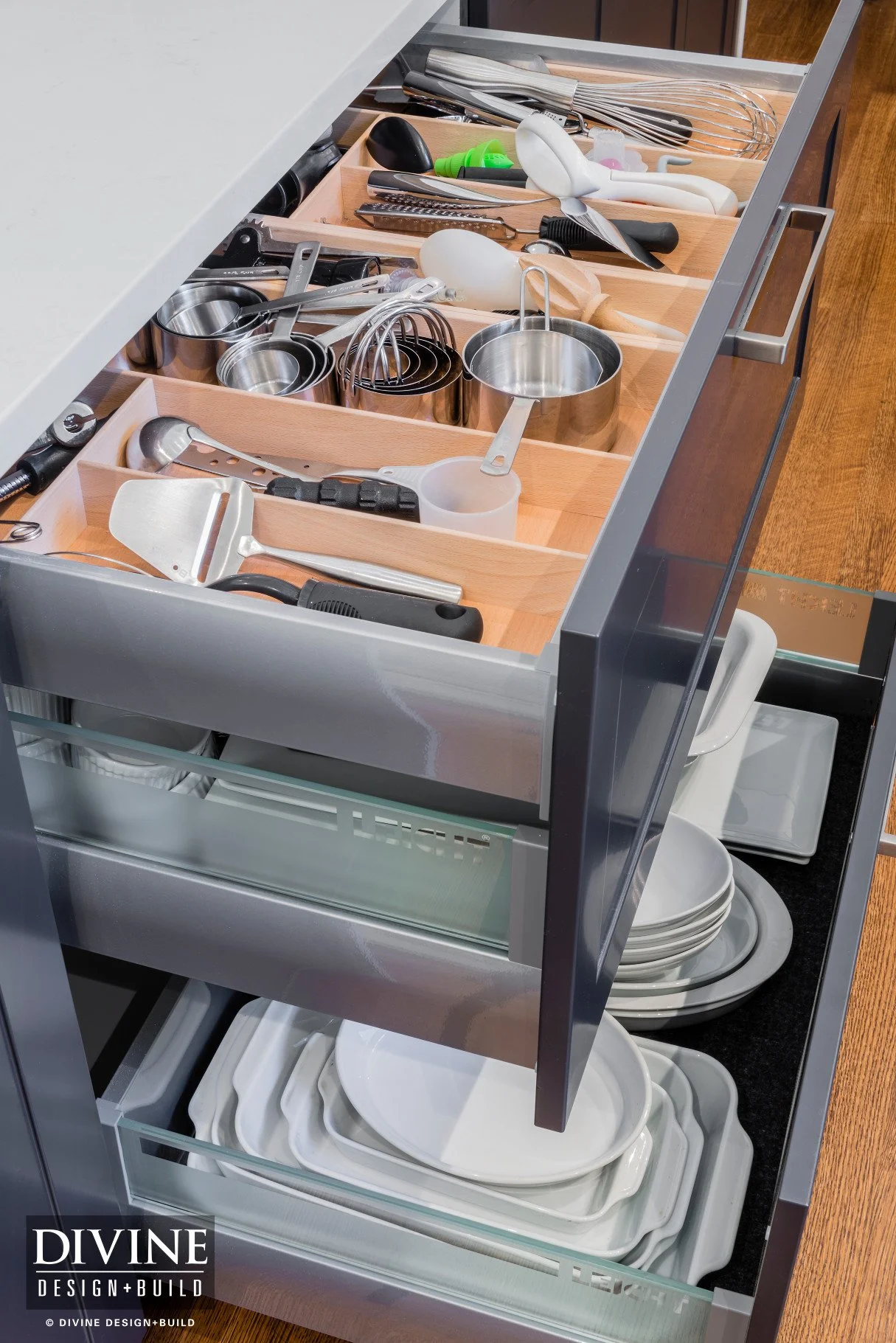 Waban MA Modern Kitchen — Divine Design Center