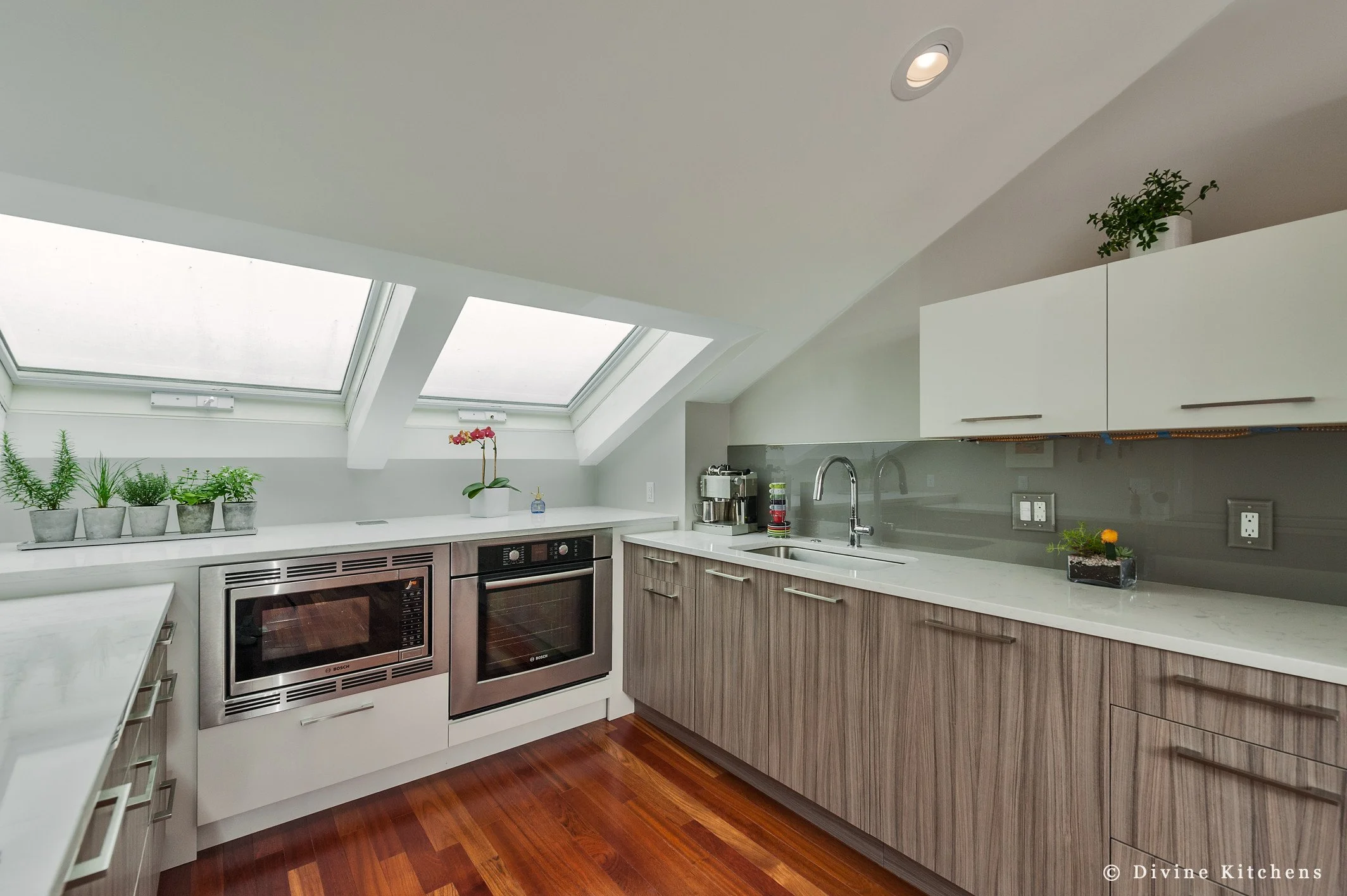 Compact Modern Kitchen — Divine Design Center