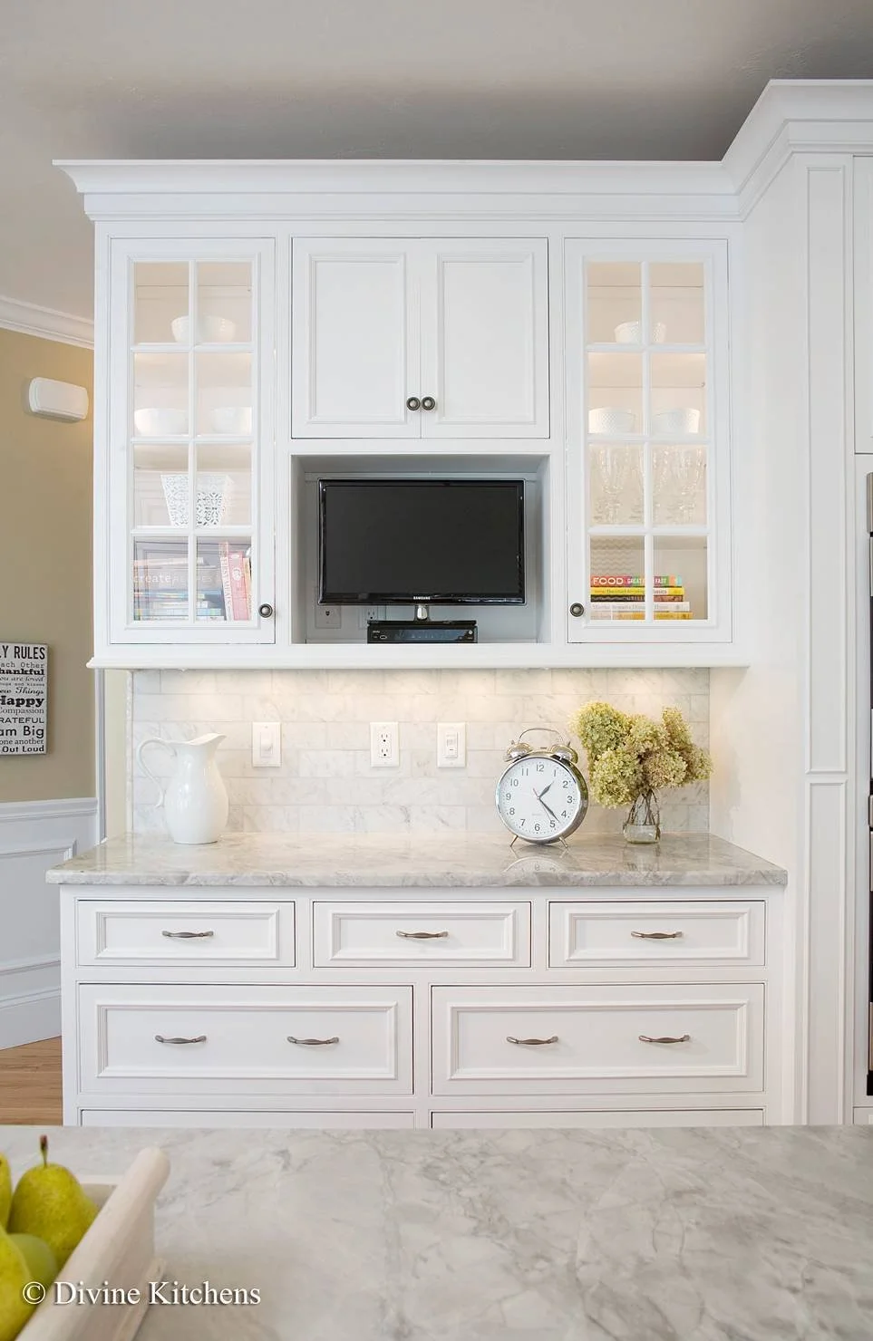 Boston Traditional Kitchen — Divine Design Center