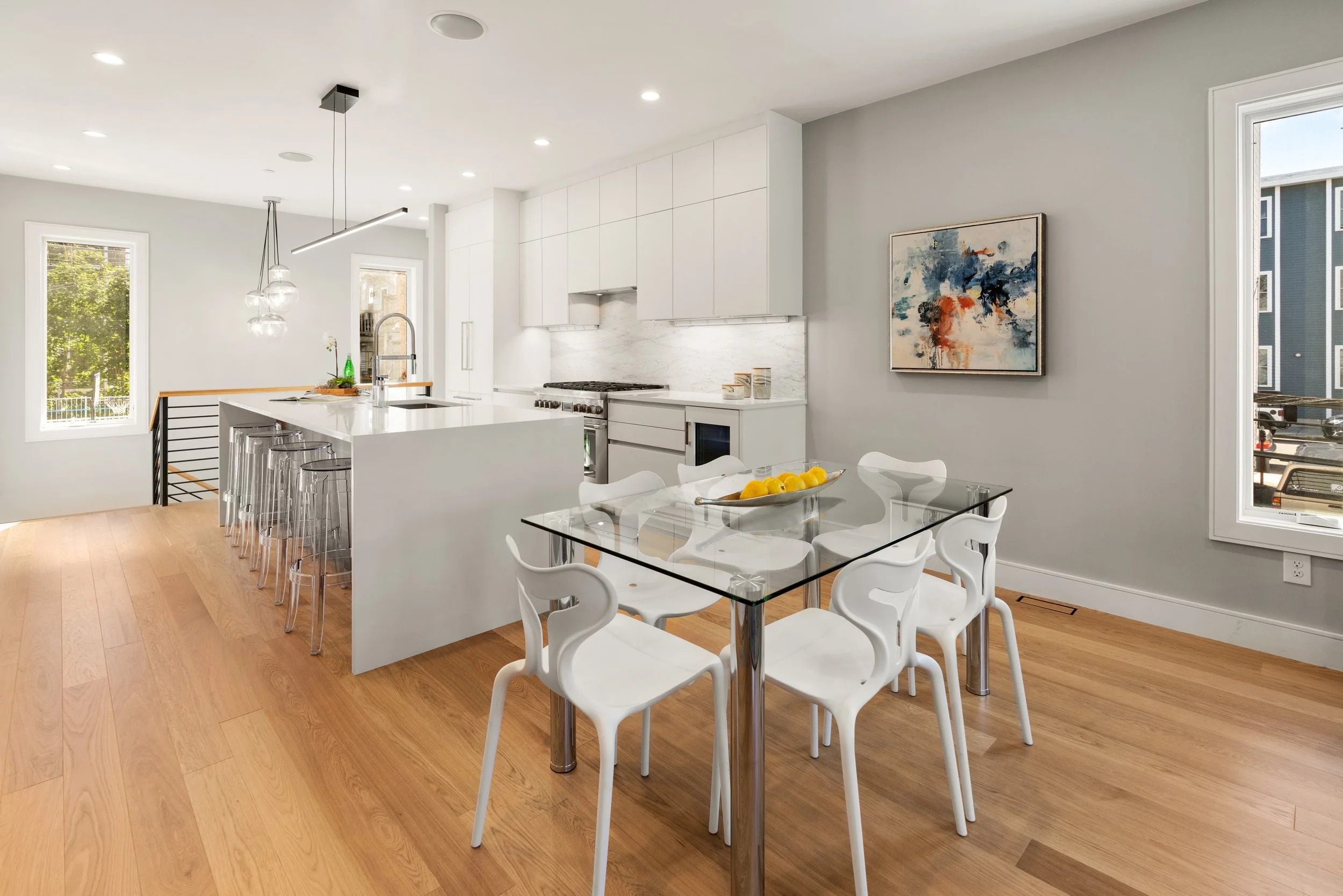 Multi-Unit — Divine Design Center