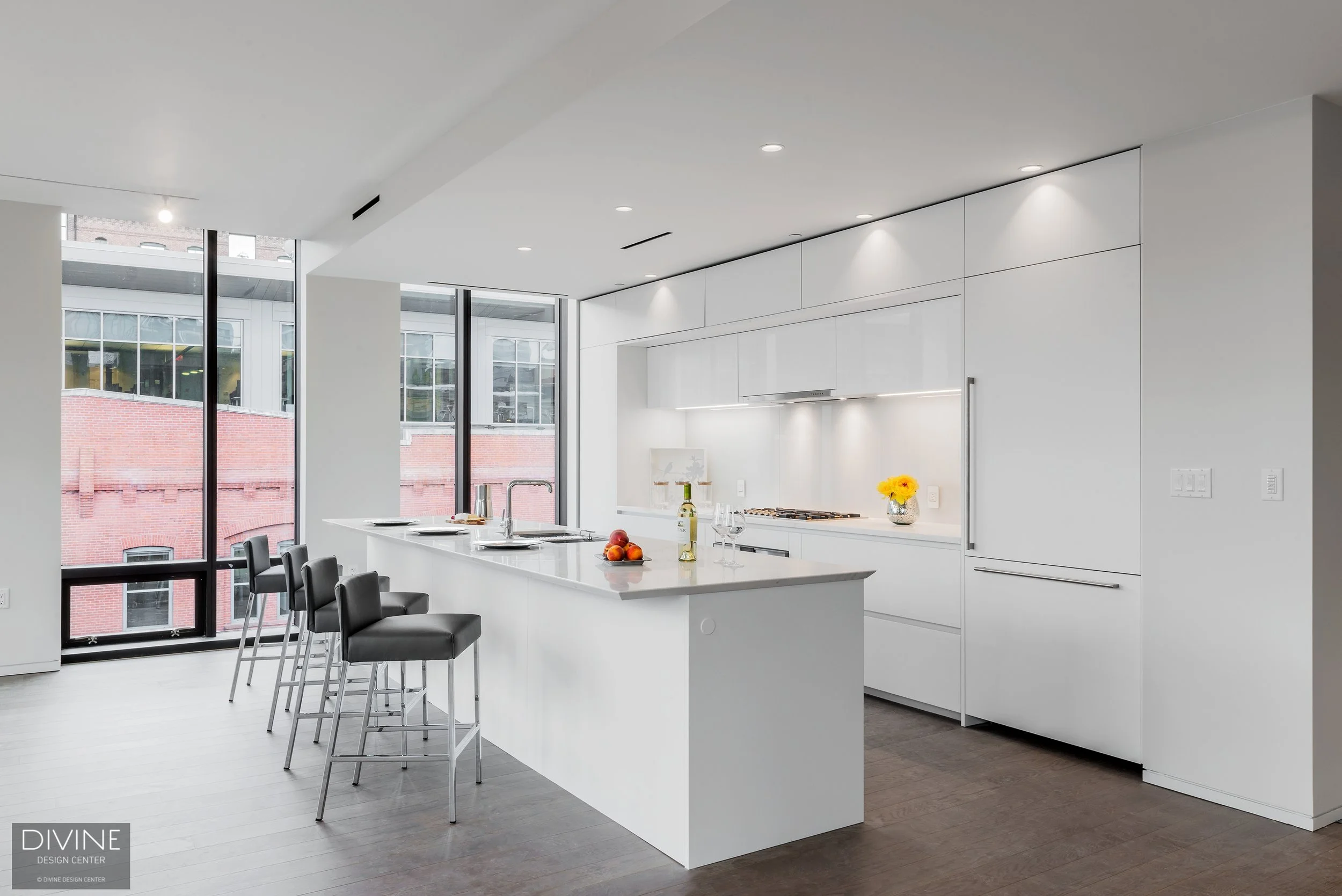 Multi-Unit — Divine Design Center